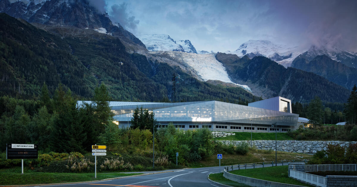 Visit SIMOND in Chamonix