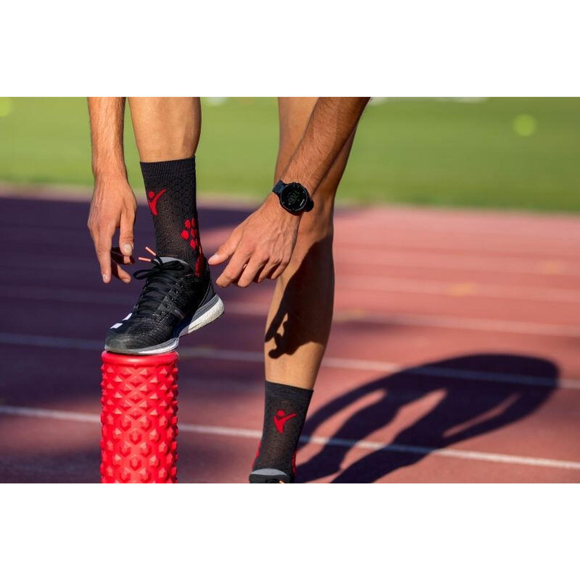 TRY TO FLY - Sosete compresive pentru alergat Anthracite | Decathlon