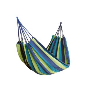 Relaxează-te într-un hamac din colecția Decathlon