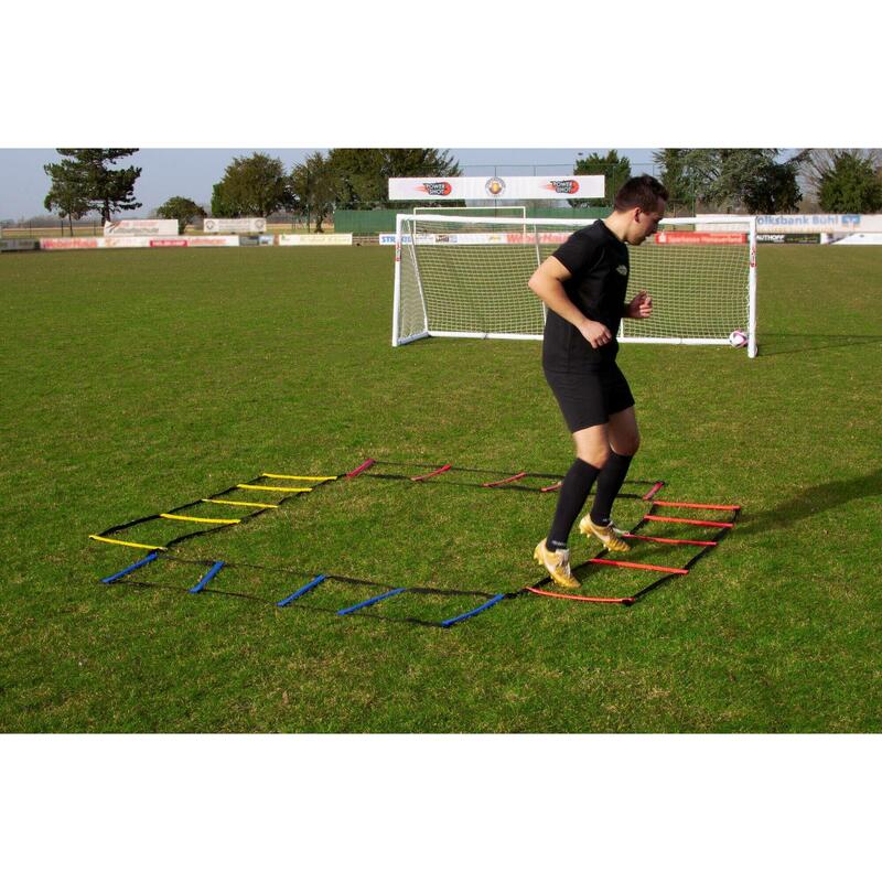 Combineerbare behendigheidsladders - 4 x 4 m ladders kunnen worden ...