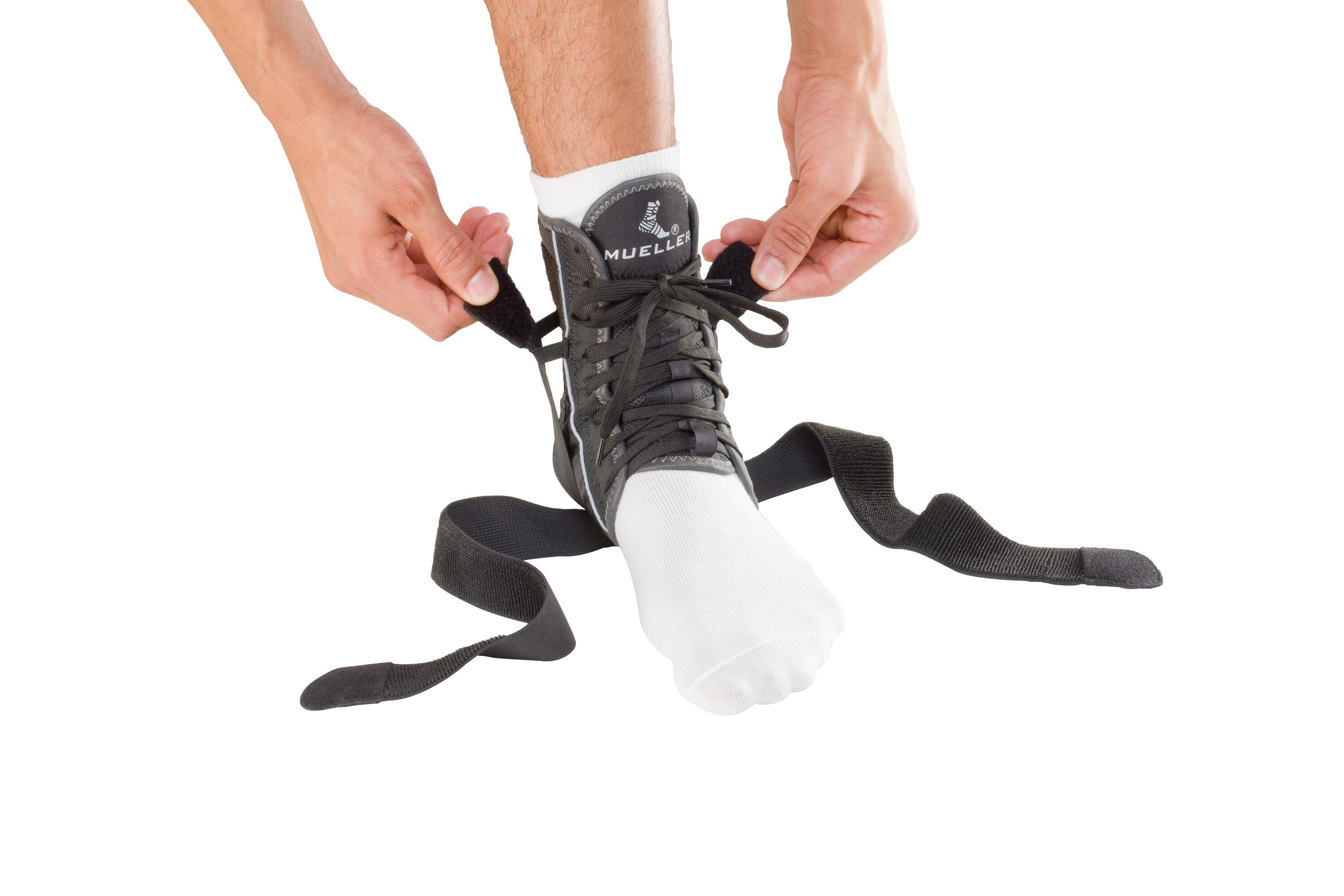 Mueller HG80 Ankle Brace Ajustable Strapped Soft Shell - Medium MUELLER ...