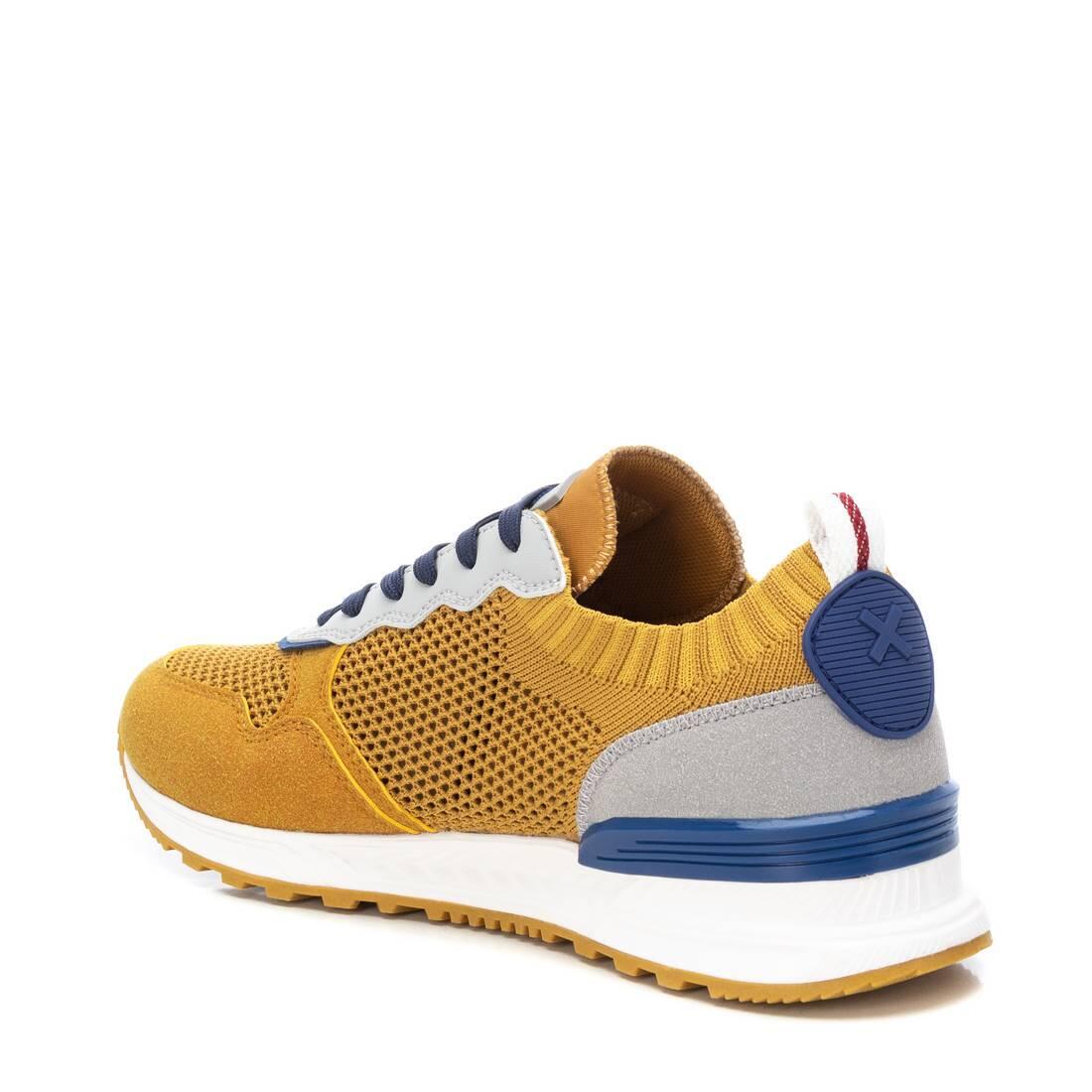 Scarpe Xti modello 142842-PANAMA per uomini XTI | Decathlon