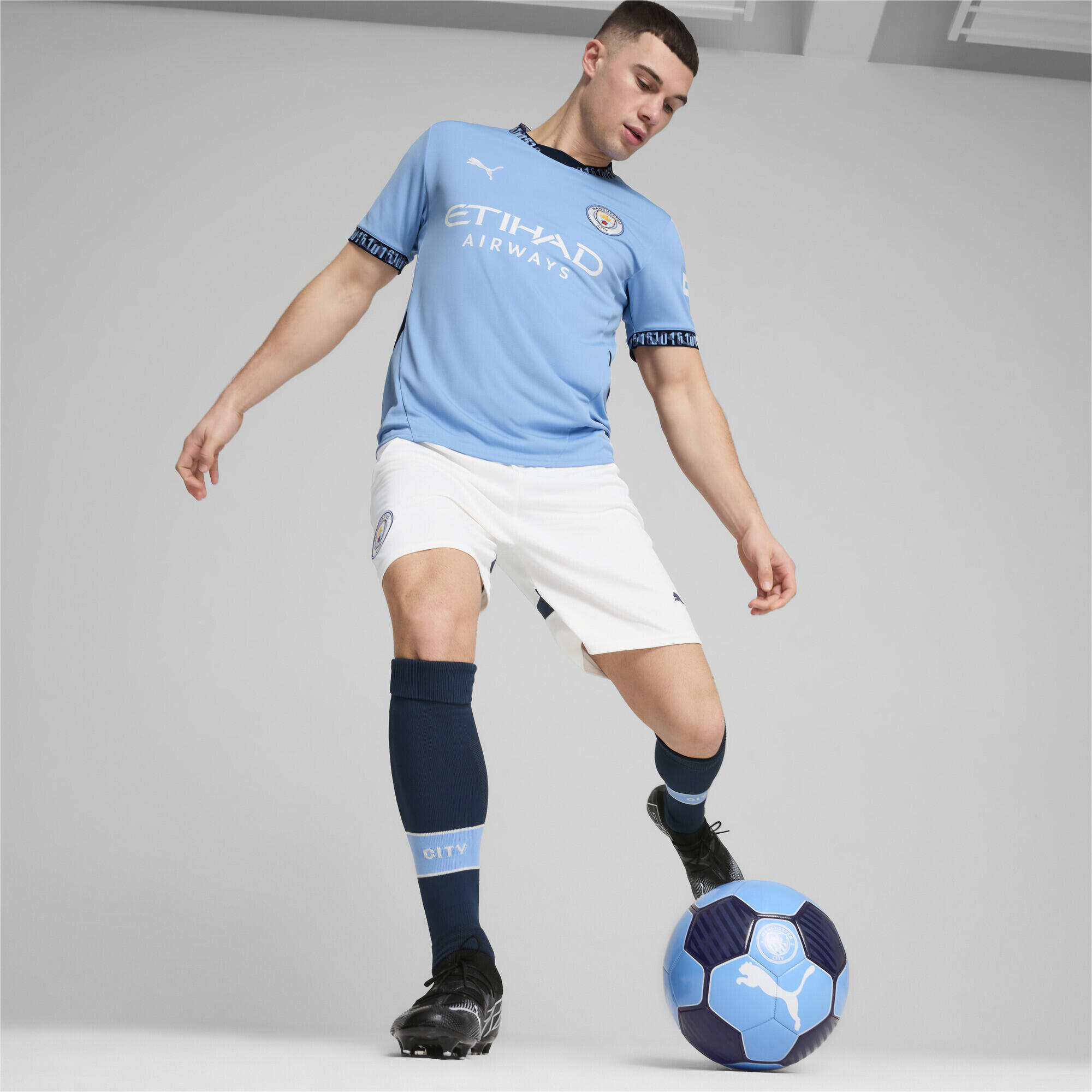Męskie szorty Manchester City 24/25 PUMA White Marine Blue PUMA | Decathlon