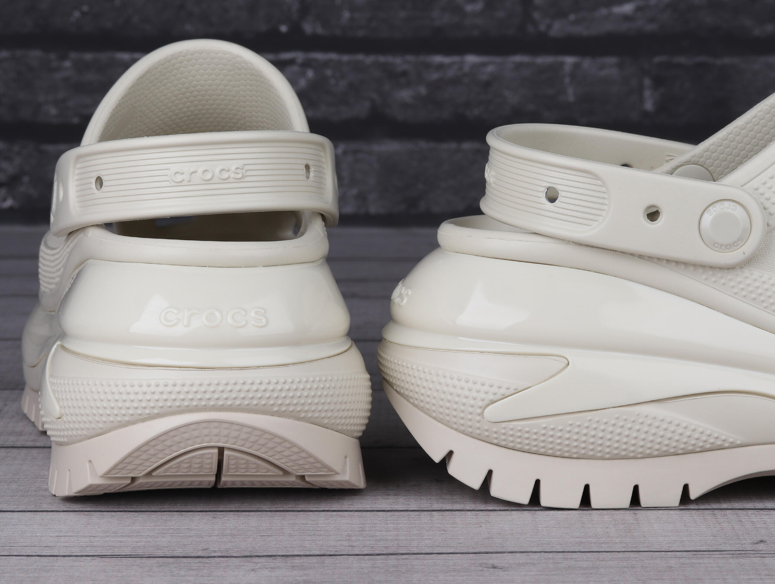 207988-2y2 Womens Sports Slip On Clogs CROCS | Decathlon