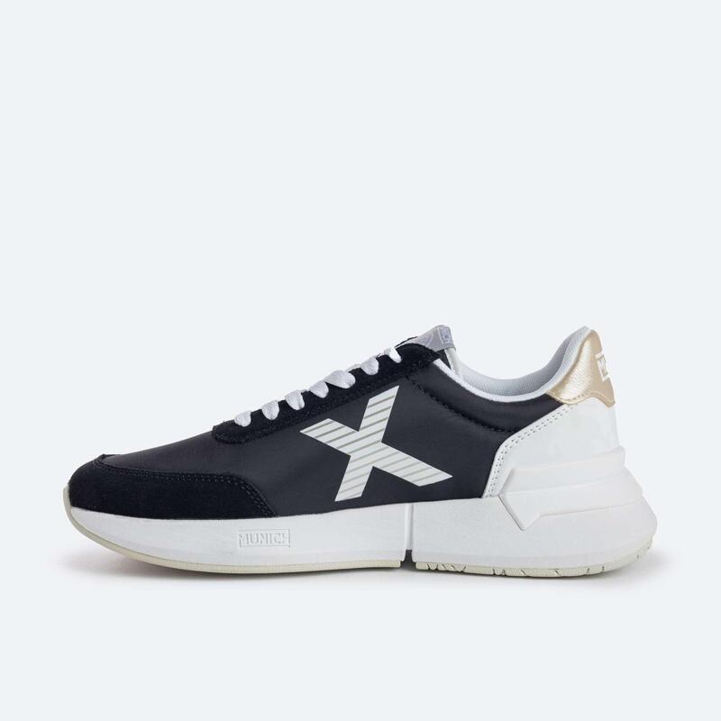 Baskets Munich modèle 4173047 pour femmes MUNICH | Decathlon