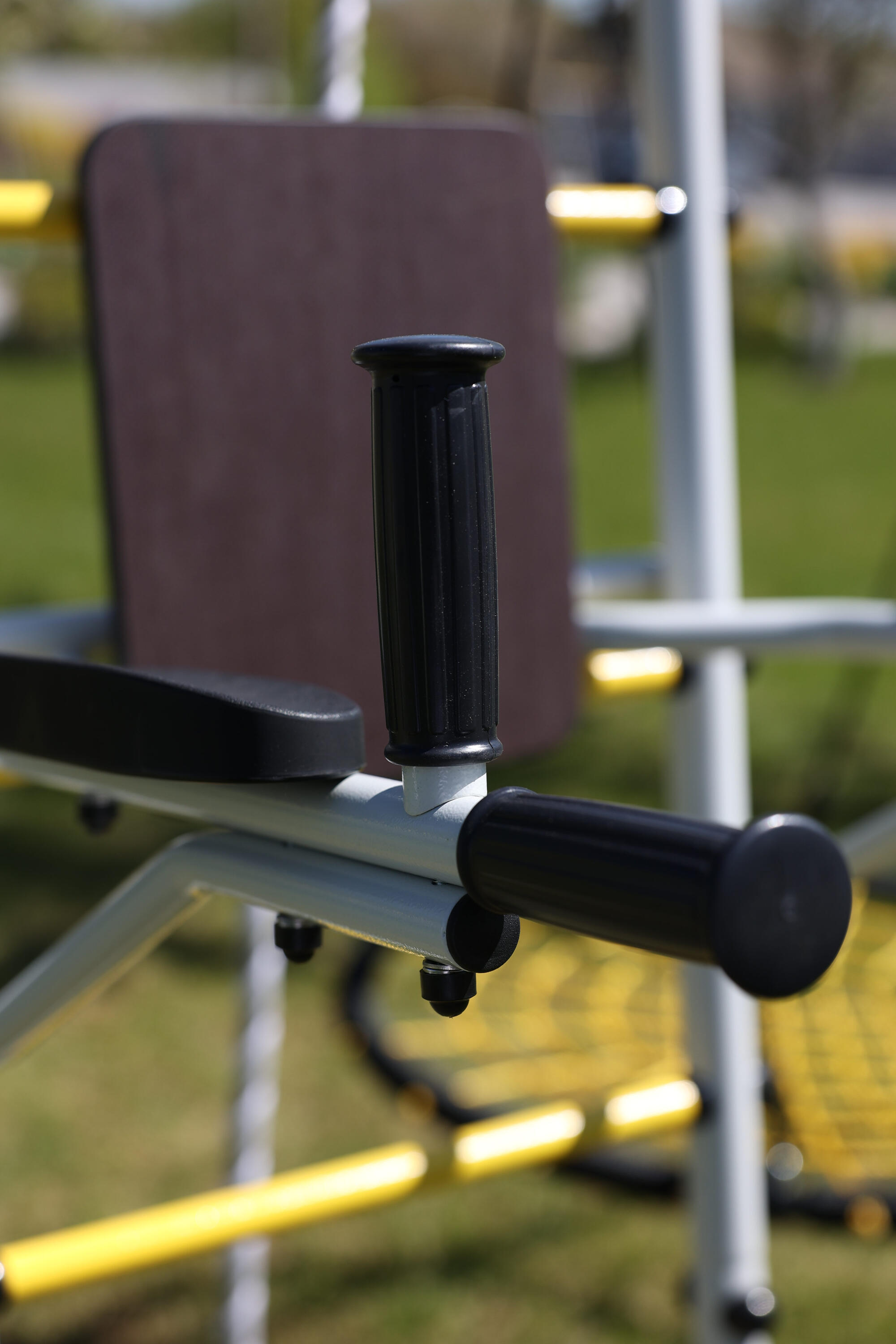 Struttura da arrampicata JGG2 Outdoor in acciaio con stazione per dips ...