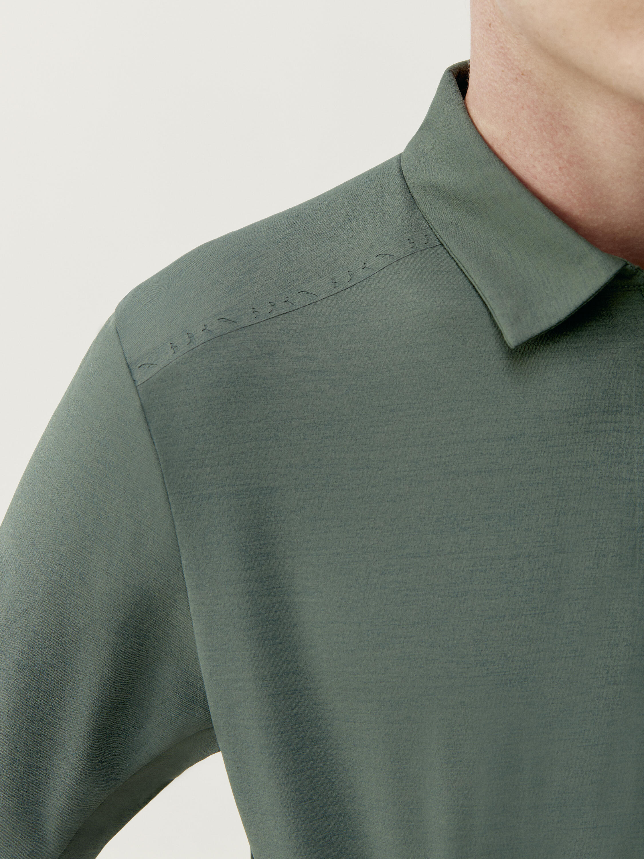 Polo deportivo de hombre Kariba Performance Born Living Yoga BORN ...