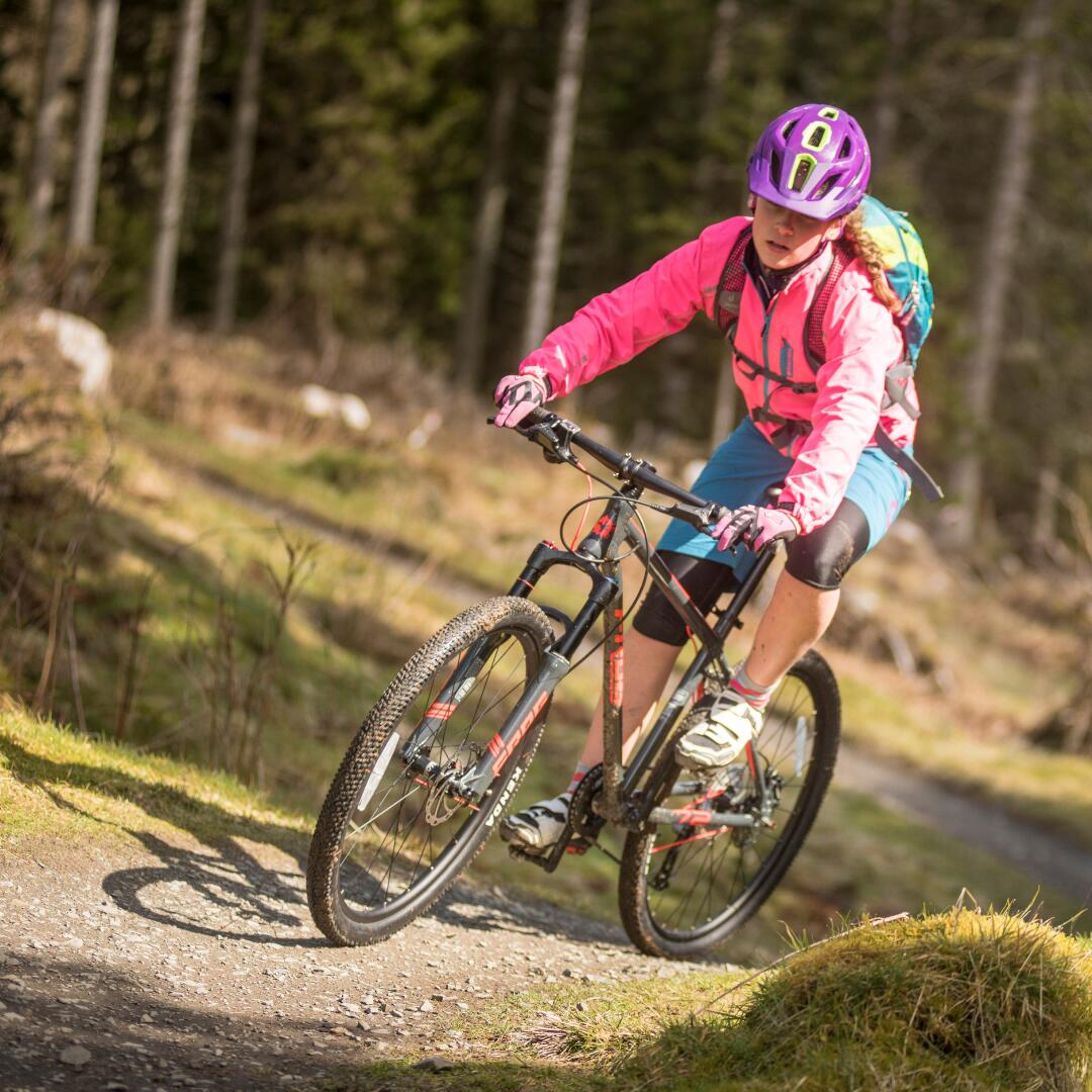 Frog 62 Mountain Bike 24” Kids Bike (8-10 Years) - Metallic Grey/Neon ...