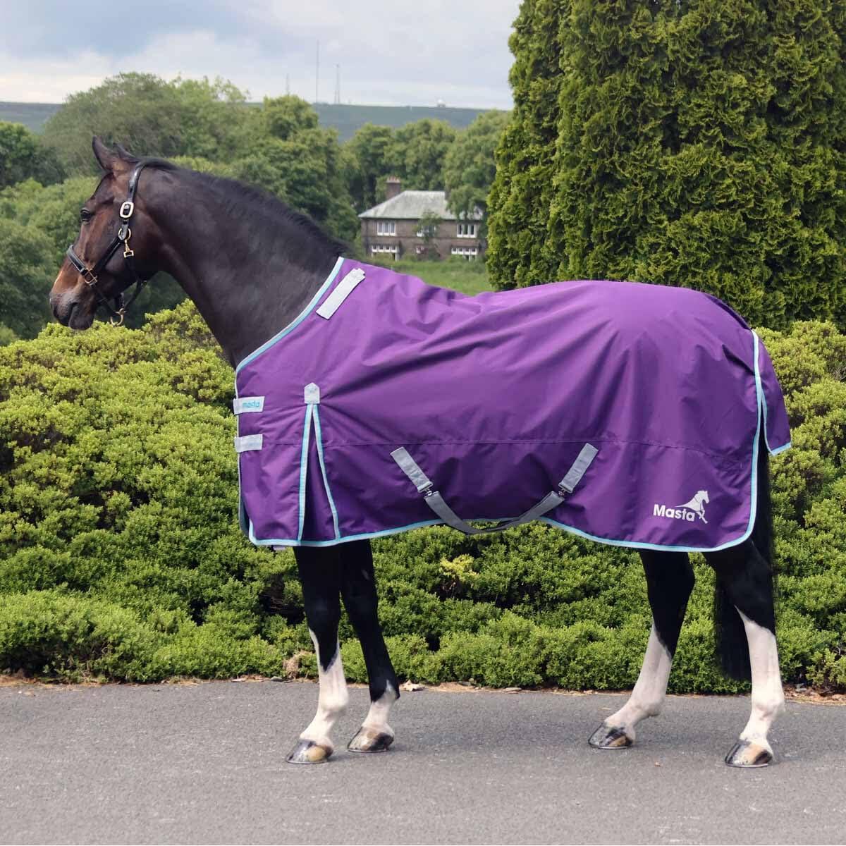 Ventomasta lightweight 50g waterproof turnout rug | Decathlon