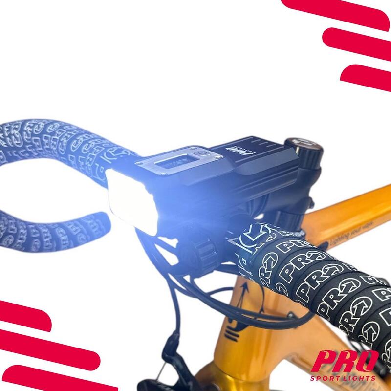 Kerékpárlámpa szett, USB-ről tölthető, LED - 2000 és 125 lumen PRO ...