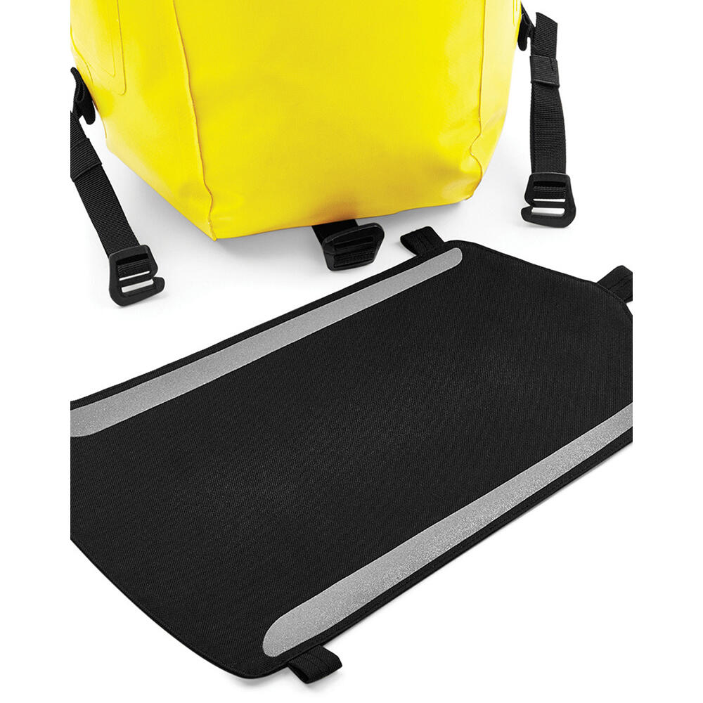 Submerge 25 Litre Waterproof Backpack/Rucksack (Yellow/Black) QUADRA ...