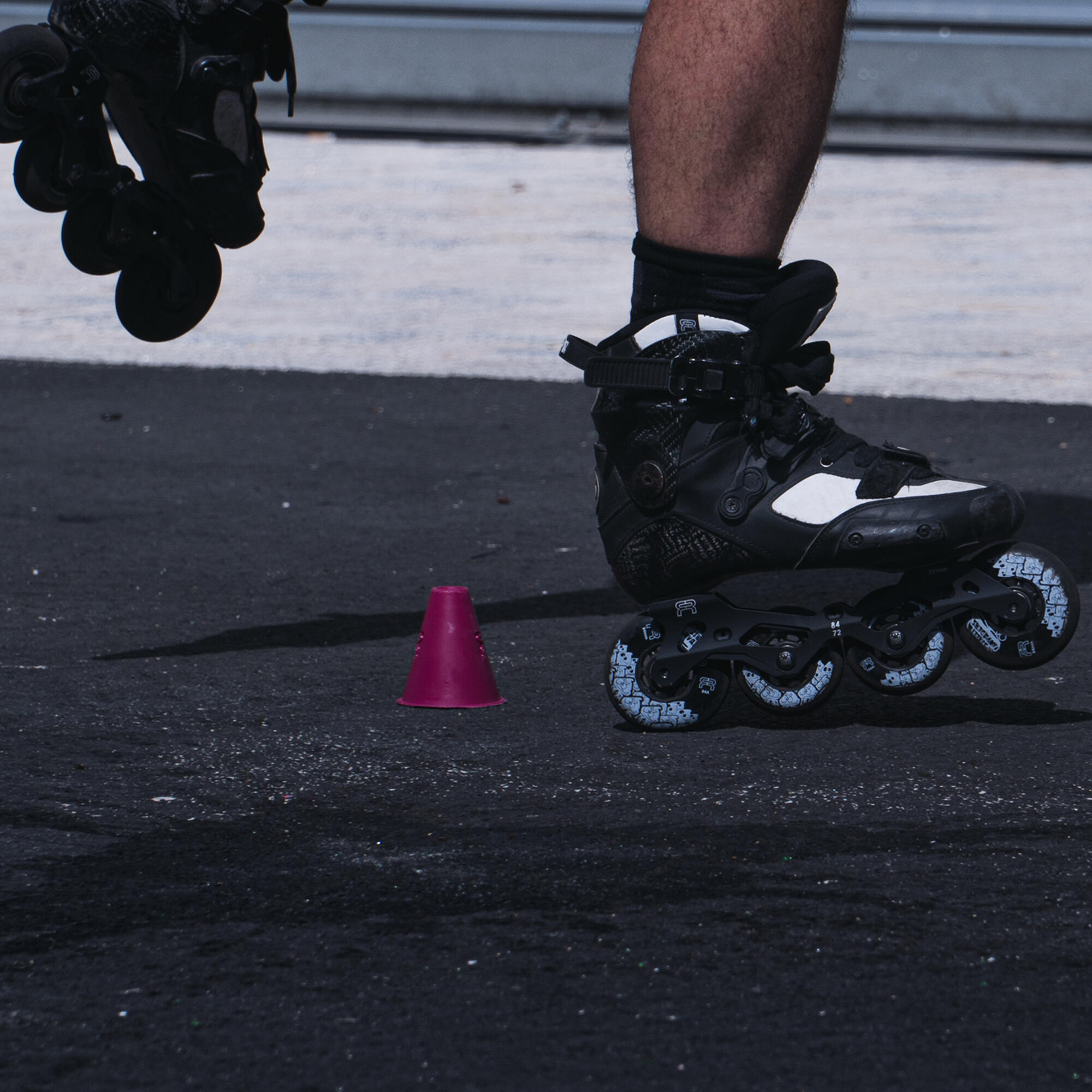 Cones for Slalom In-Line Skating, Skateboarding and Street Sports - Set ...