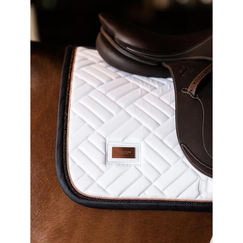 Tapis de selle Modern White Dark Ocean MIXTE - Equestrian Stockholm ...