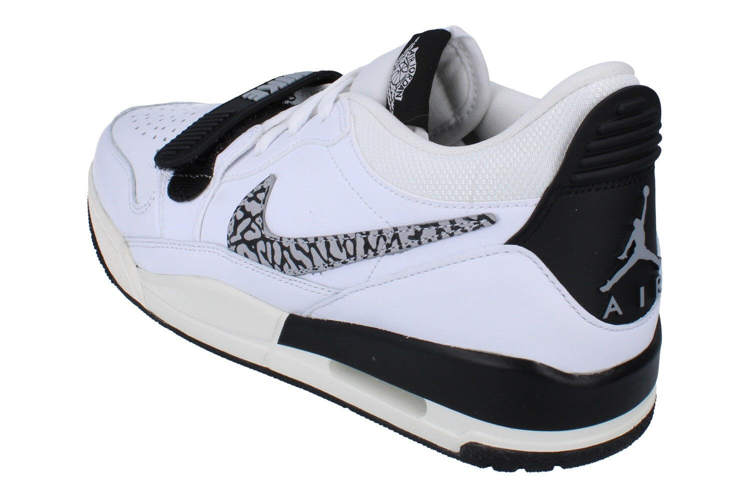 Air Jordan Legacy 312 Low Mens Basketball Trainers NIKE | Decathlon