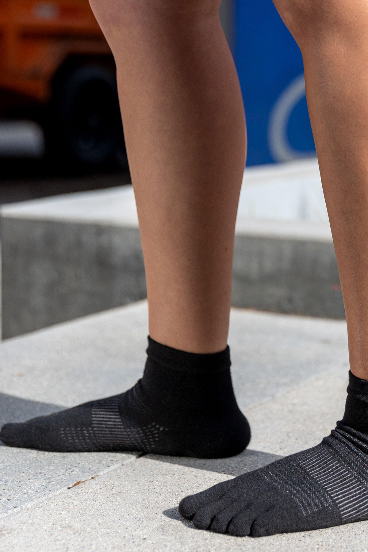 Unisex Lightweight Mini Crew Performance Seamless Toe Socks | Decathlon