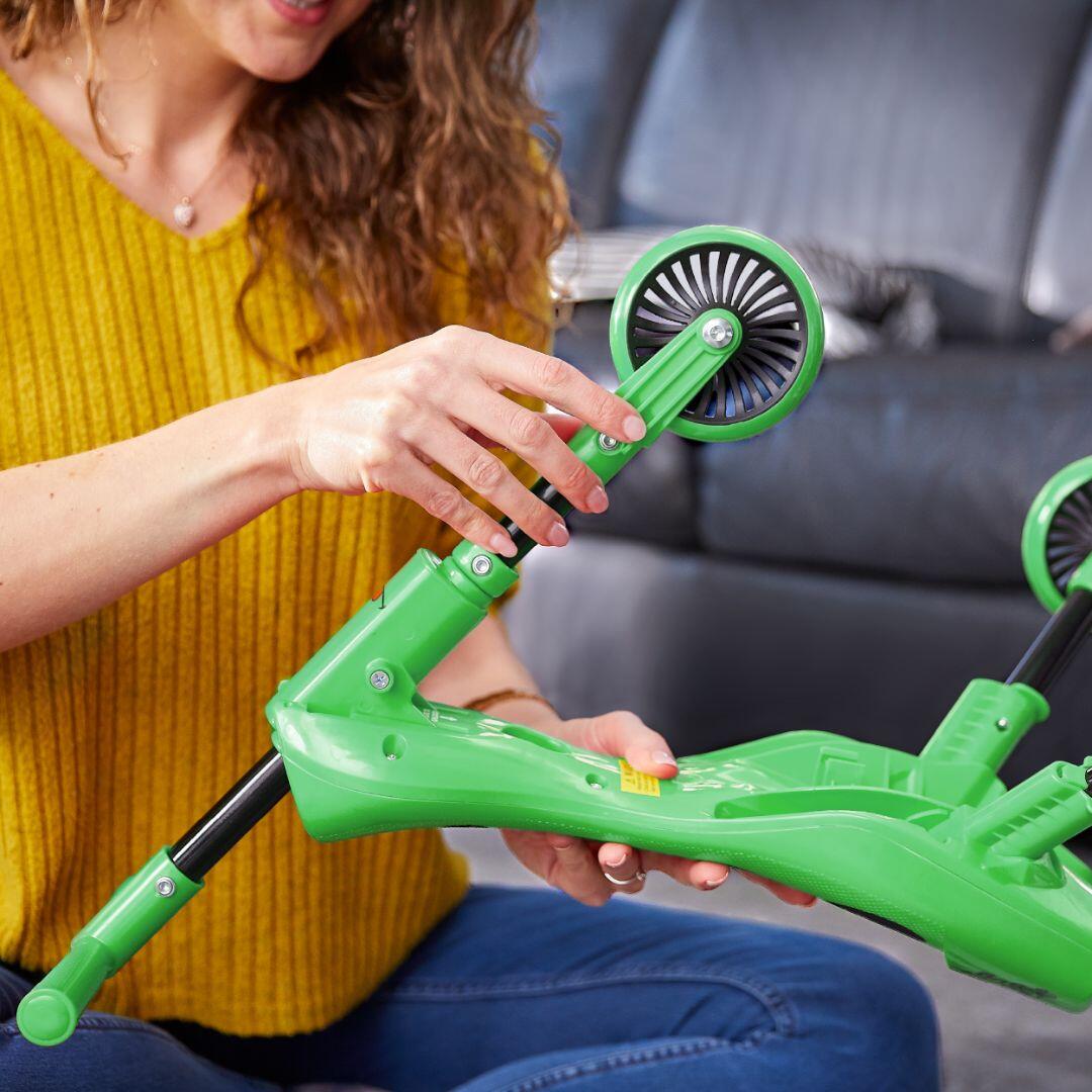 Zusammenklappbares Kinderdreirad mit 3 Rädern SCUTTLEBUG GRASSHOPPER Grün TP TOYS | Decathlon