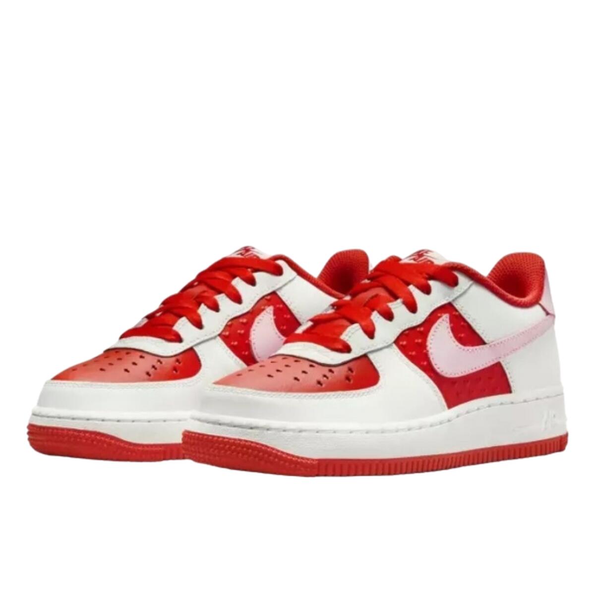 Shoes Air Force 1 Low Valentine's Day (2025) | Decathlon