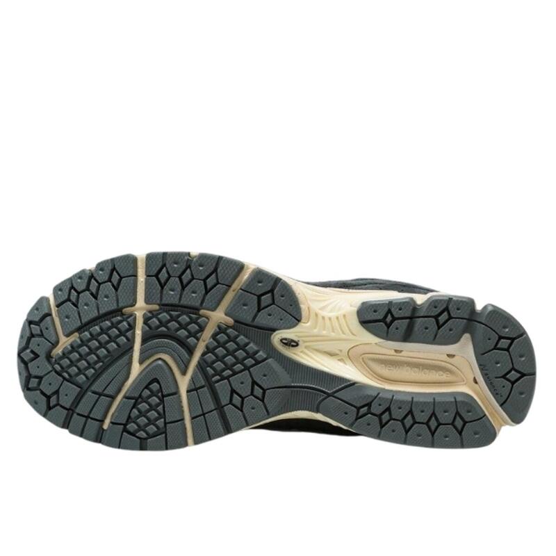 NEW BALANCE - 2002R Phantom | Decathlon