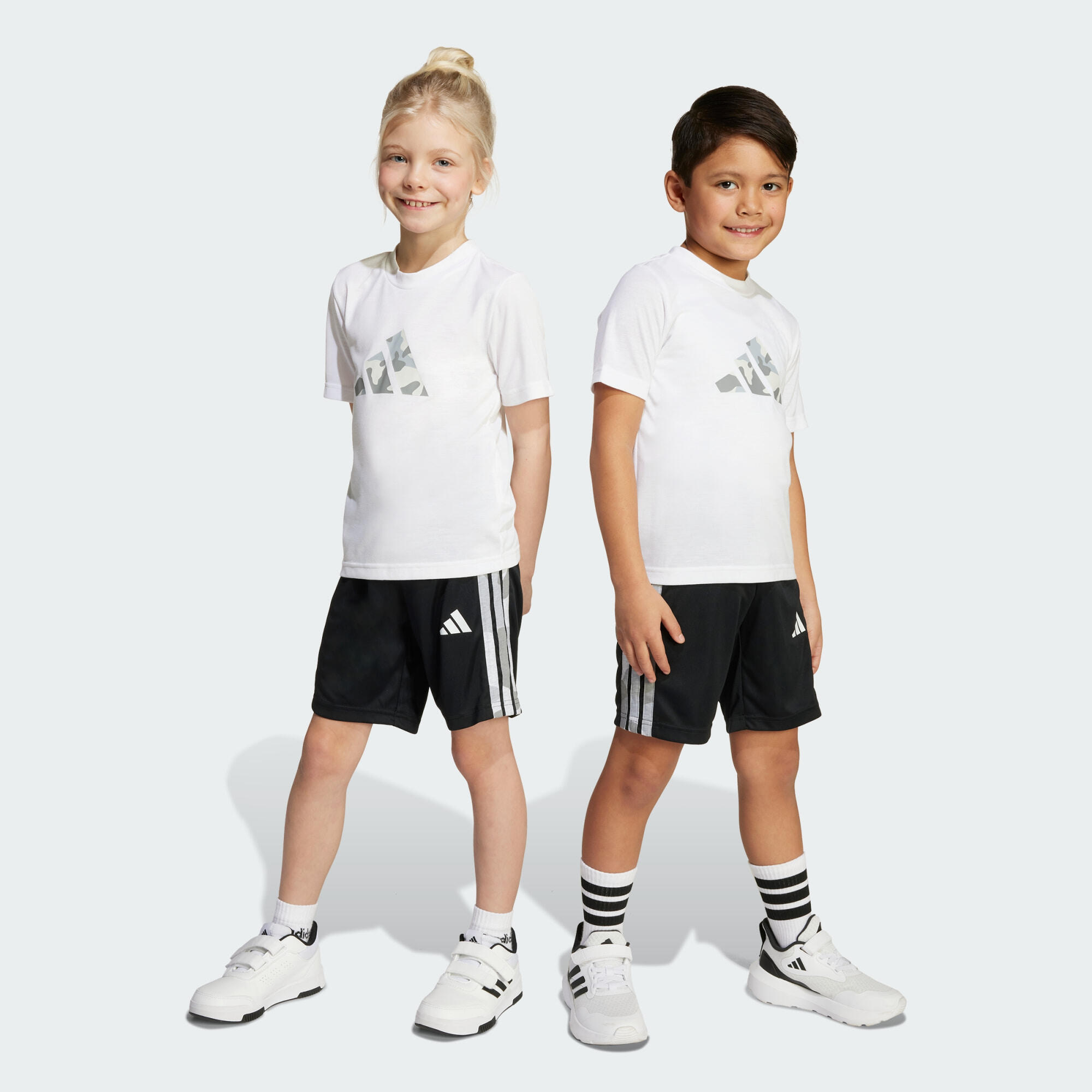 ADIDAS Dětská souprava Essentials cena, slevy, porovnání ️ Hervis.cz