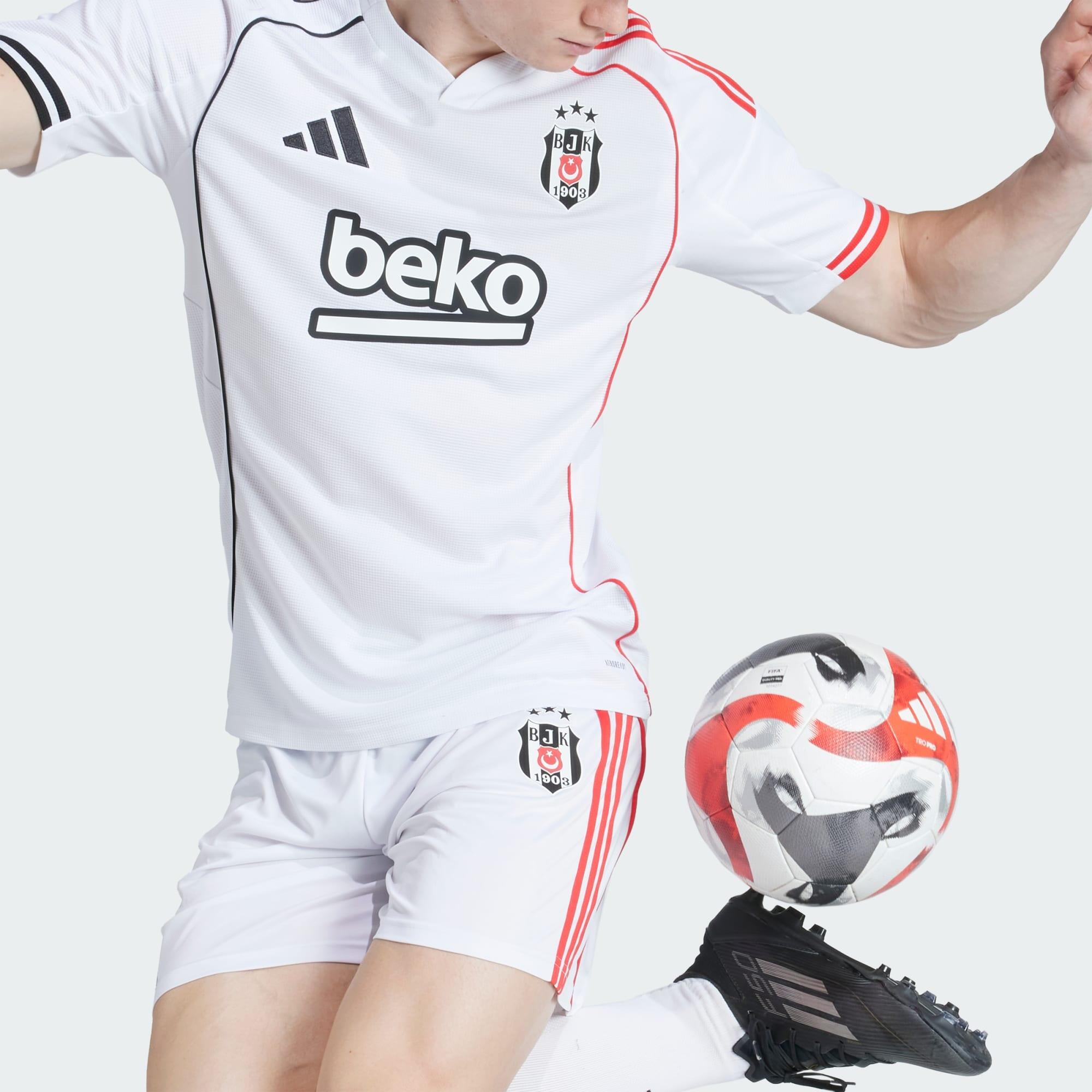 Beşiktaş JK 25/26 Home Jersey | Decathlon