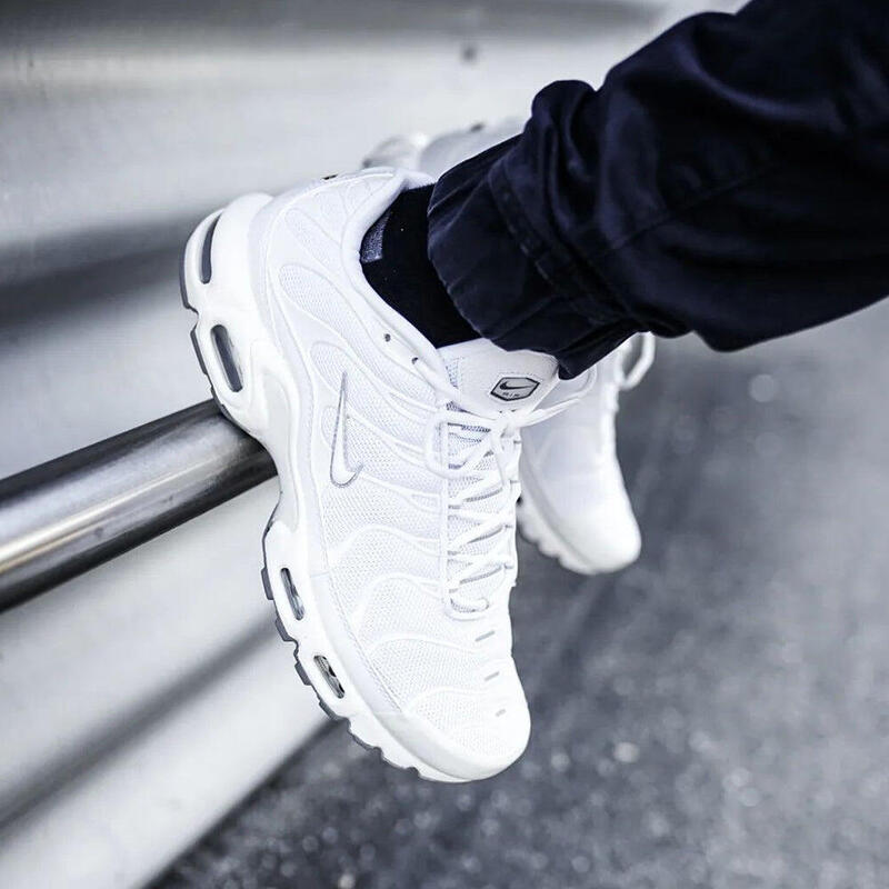Nike Air Max Plus TN Triple White NIKE | Decathlon