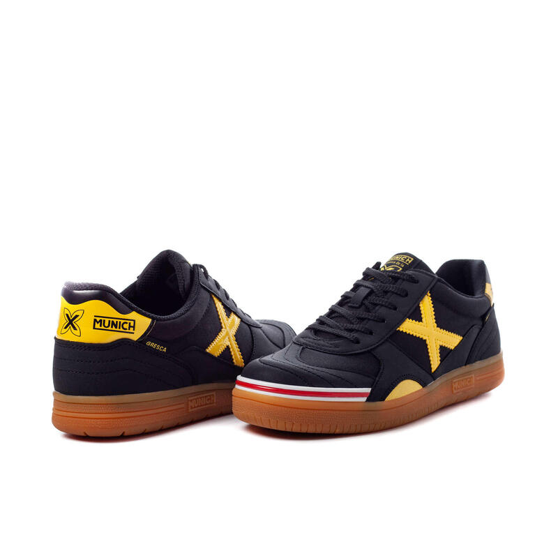 Baskets Munich modèle 3000606 pour unisexe MUNICH | Decathlon