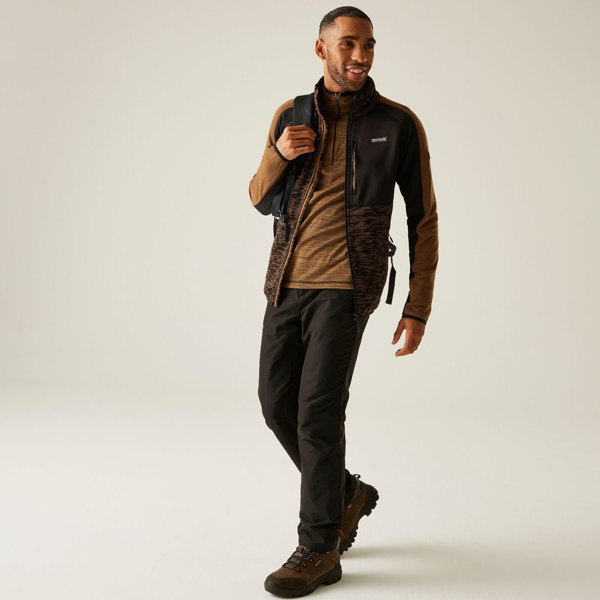 Forro polar ajustable y aislante con cremallera Oakar para hombre ...