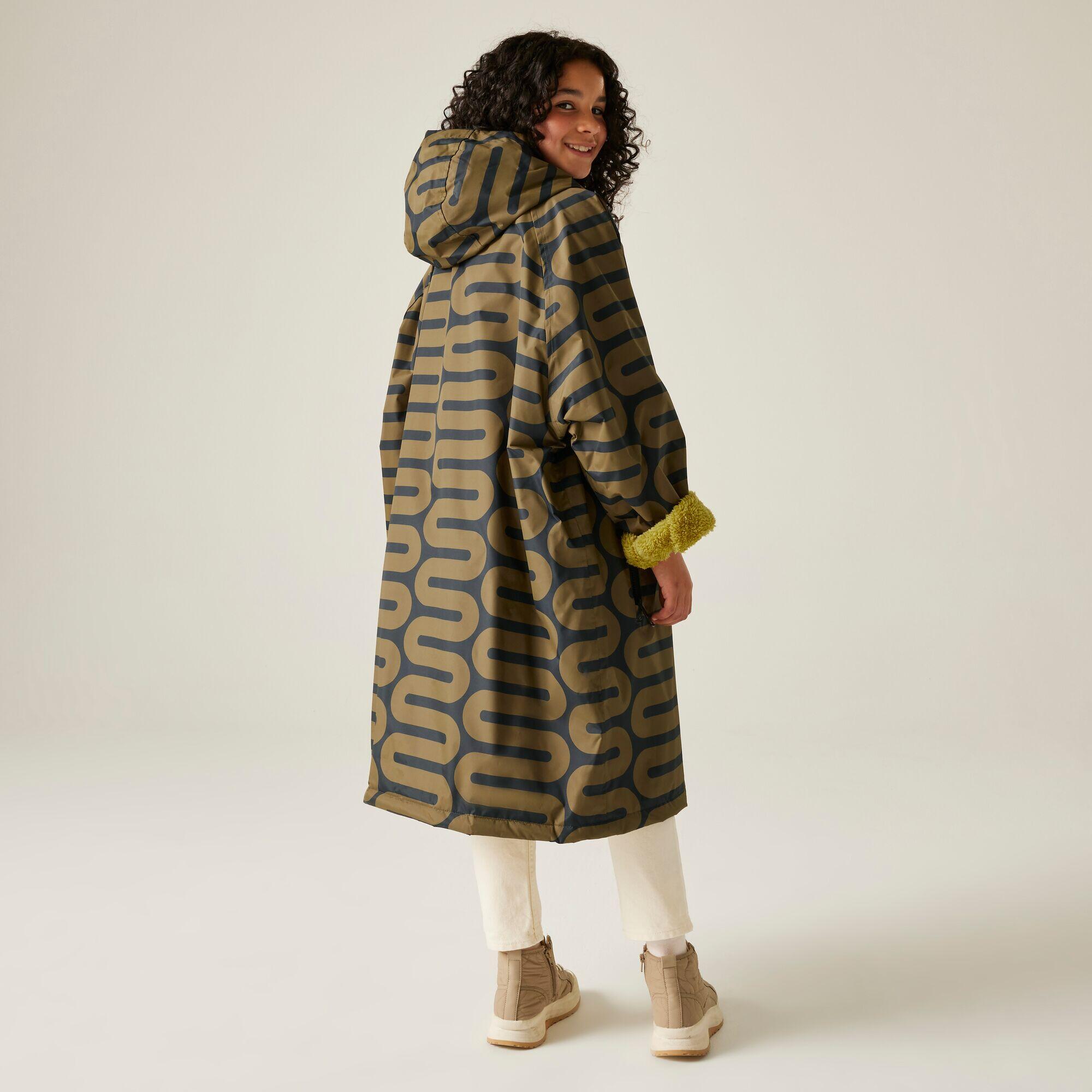 Regatta Orla Kiely Changing Robe-Spining Flower Black REGATTA | Decathlon