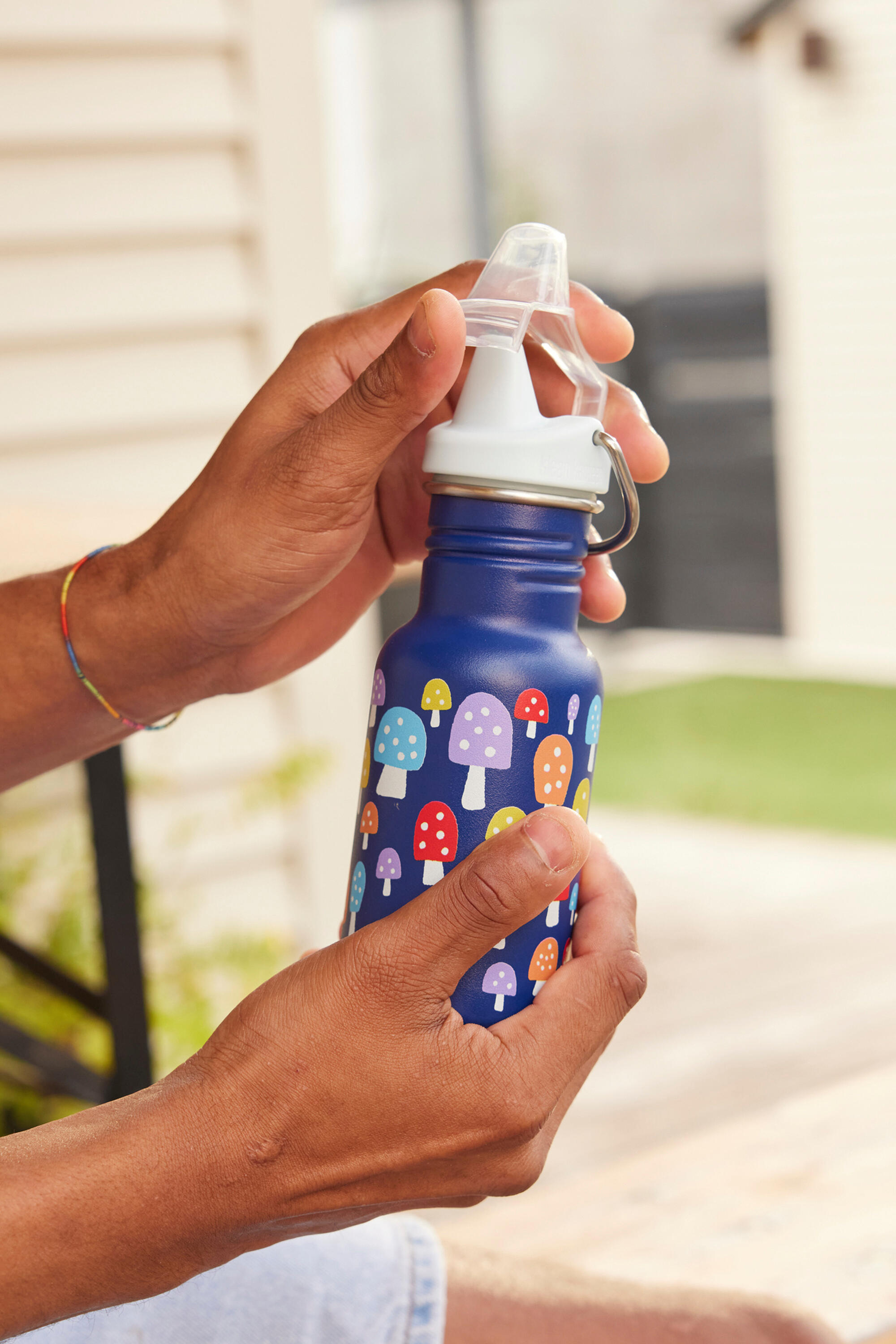 Children's Water Bottle with Cap Klean Kanteen Classic Narrow Sippy ...