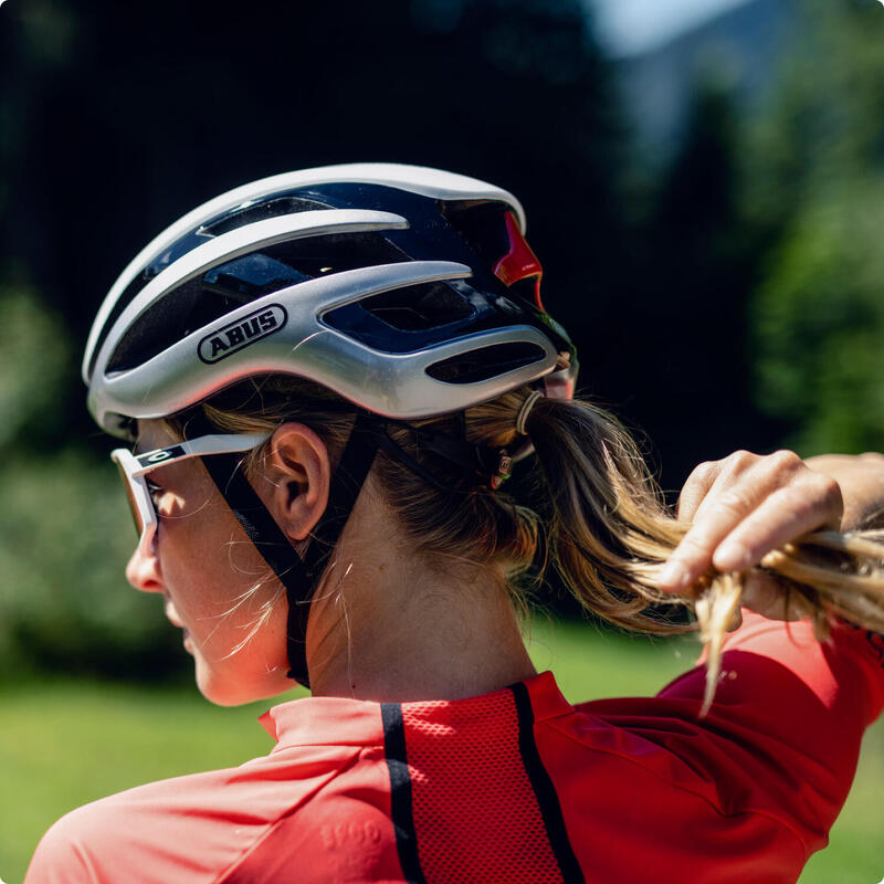 Cyklistická helma Abus AirBreaker ABUS - Decathlon