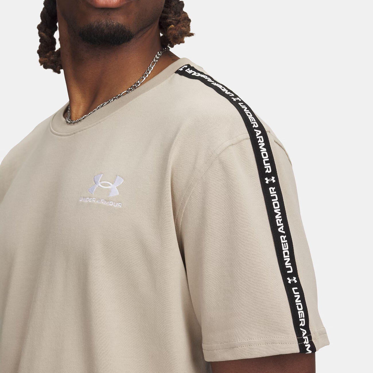 Ua Icon Heavyweight Heren T-shirt Met Gelabelde Strepen UNDER ARMOUR ...