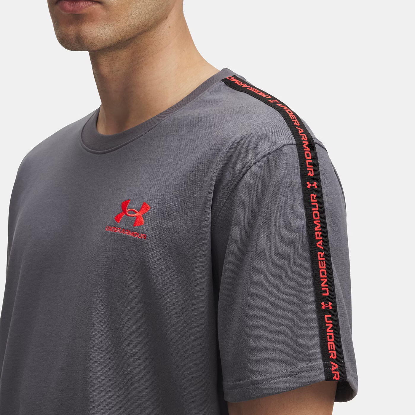 Heren Heavy-weight Ua Icon T-shirt Met Gestreepte Banden UNDER ARMOUR ...