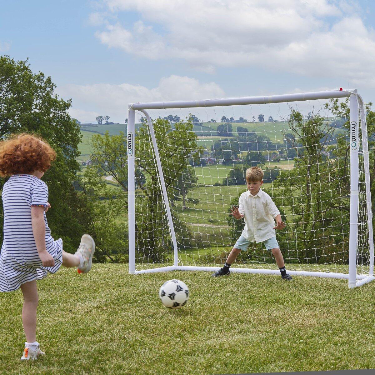 Rebo Portable PVC Locking Football Goal - 8 x 6FT | Decathlon