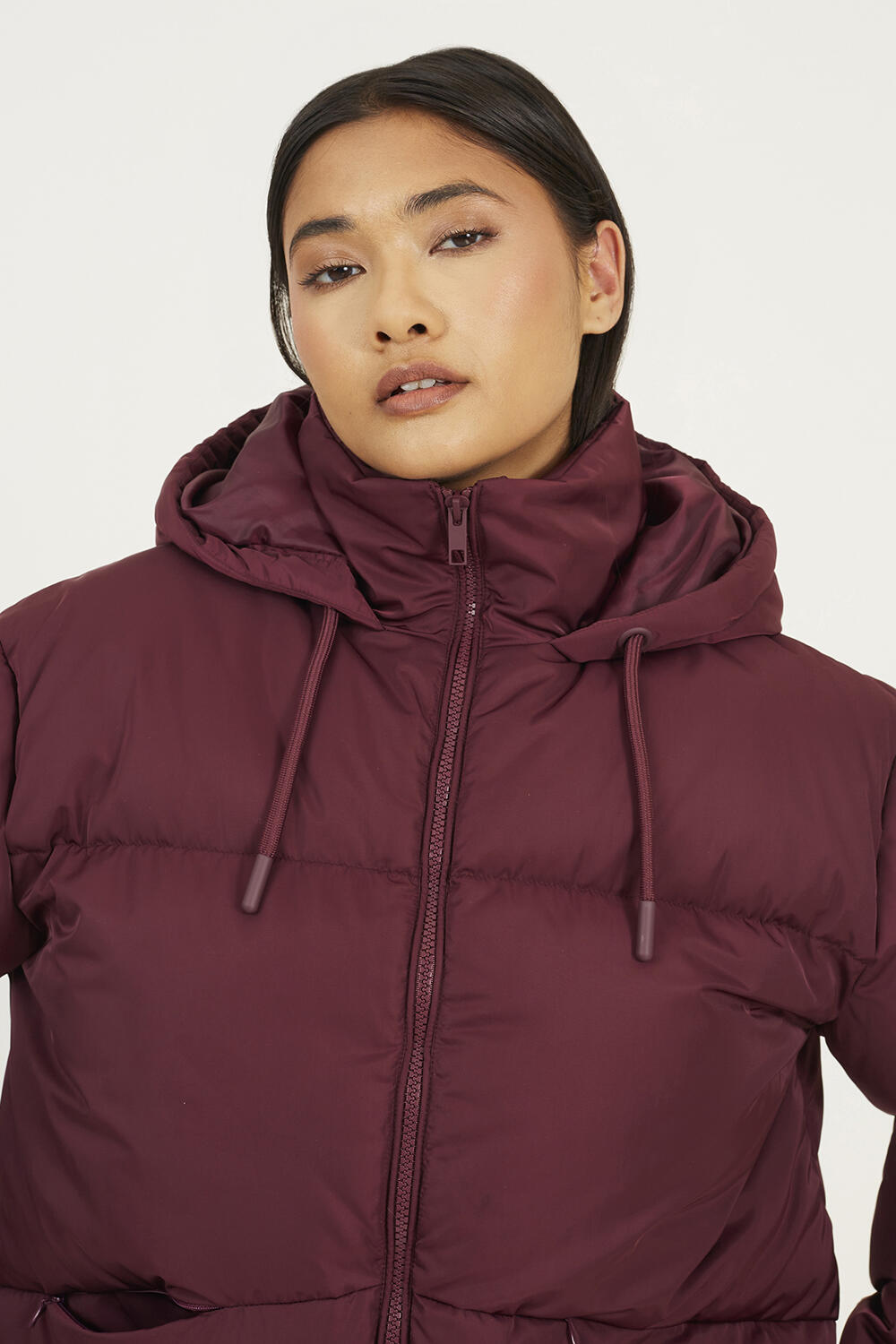 Oversized Hooded Short Puffer Jacket | Decathlon