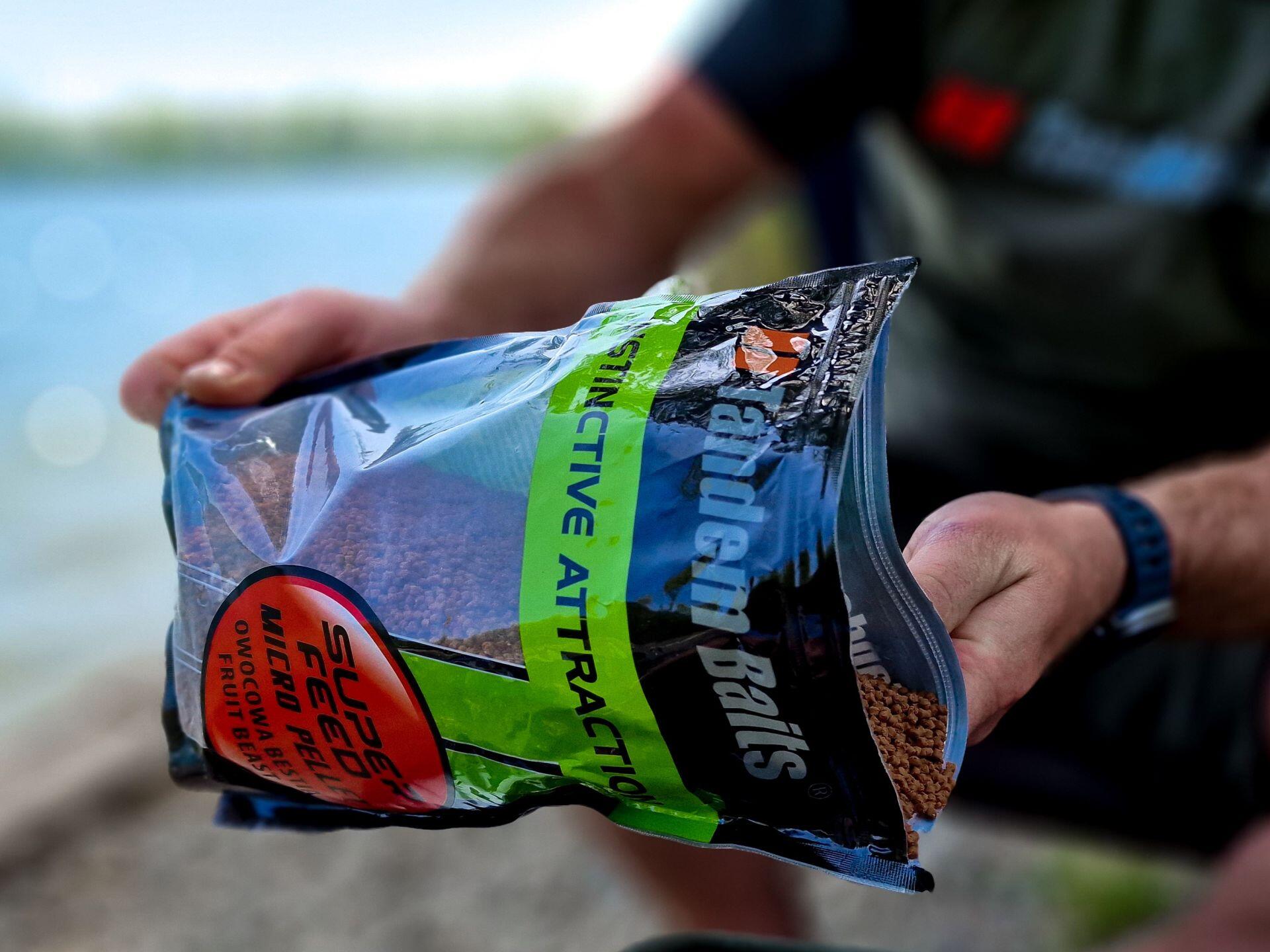 SuperFeed Micro Carp Pellets Vis & Robin Red 2mm 1kg | Decathlon