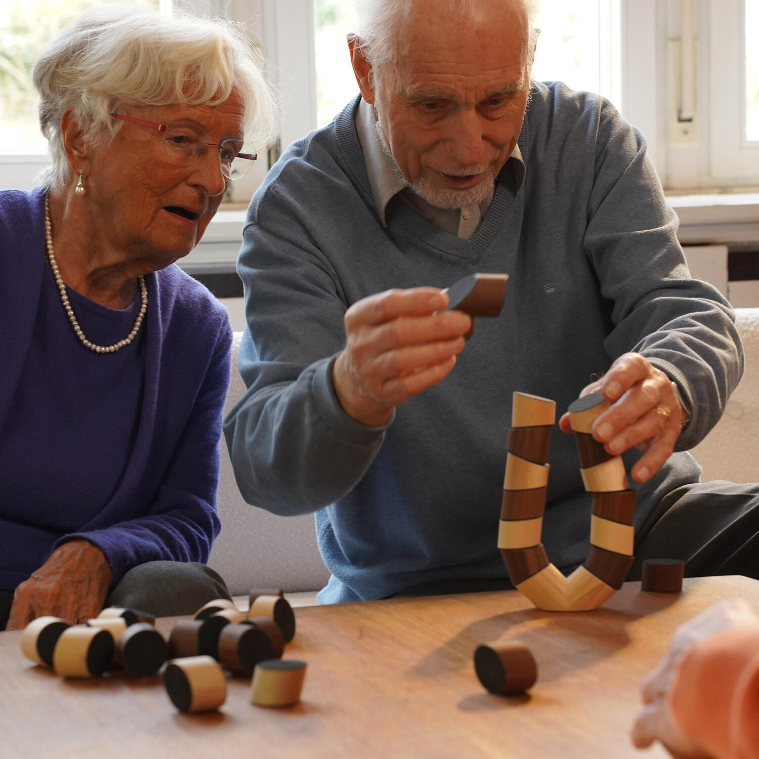 Construction game Loggos XL Nut/Beech 75 Blocks Gesundheitssport Unisex ...