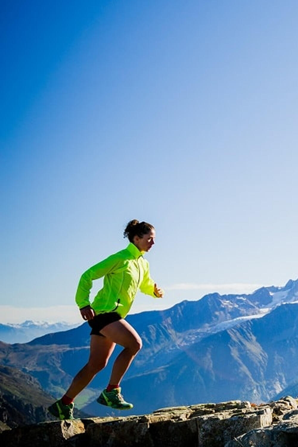 Womens Ultra-Lightweight Coyote Jacket KEELA | Decathlon