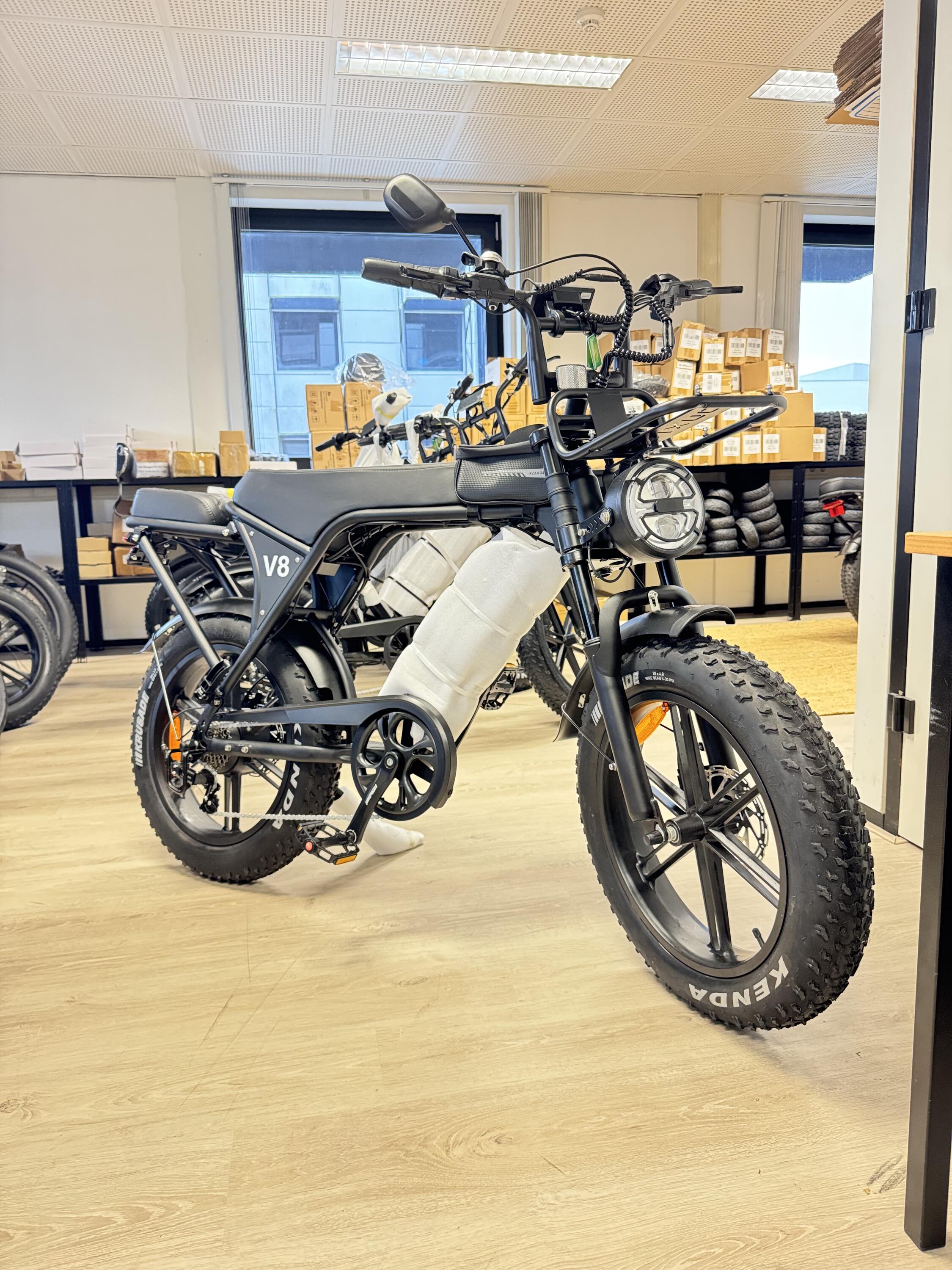 Ouxi V8 Special Edition 2026 nieuwste model , 250Watt motorvermogen | Decathlon