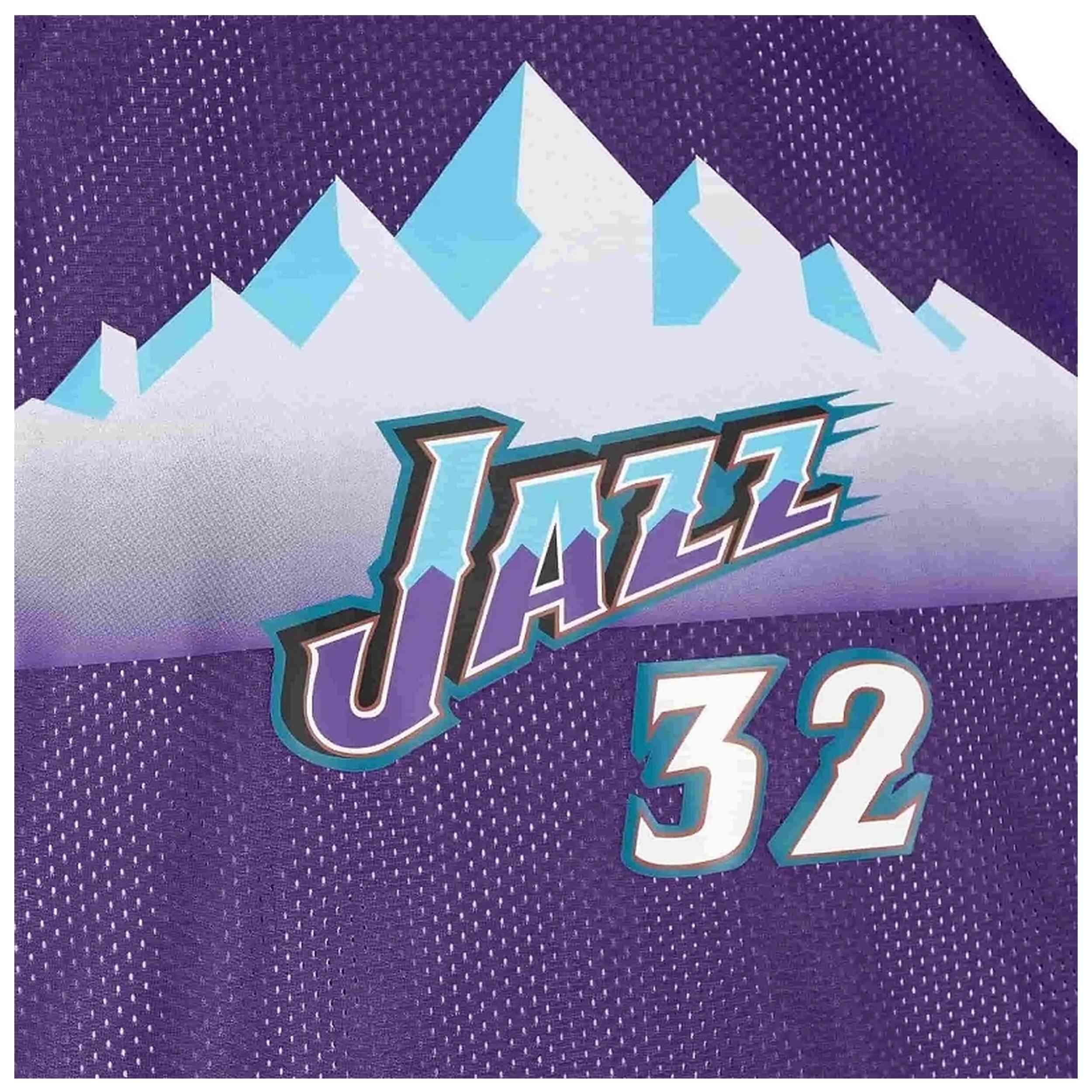 Maillot de basket Mitchell & ness modèle TMTK3208-UJAYYKMAPURP pour ...