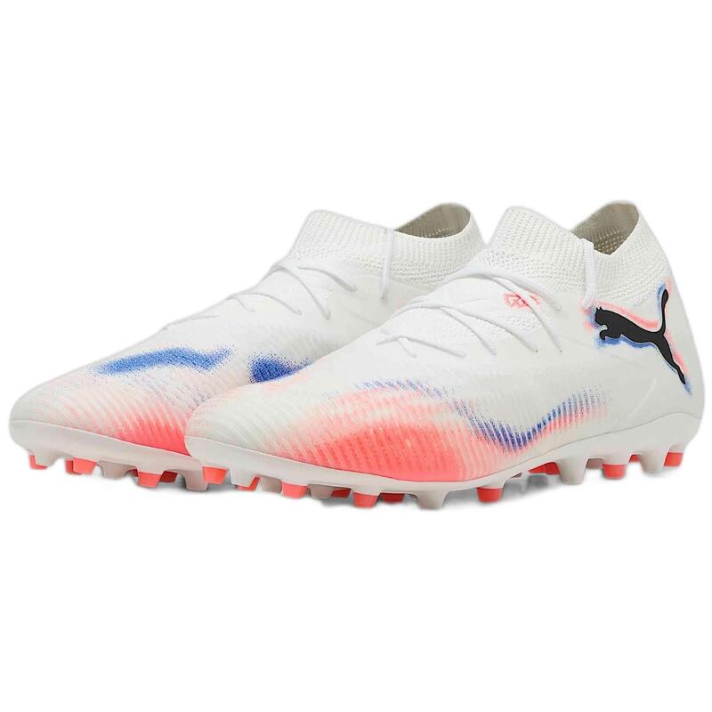 Chaussures de football Puma modèle Future 8 Match MG pour homme PUMA ...