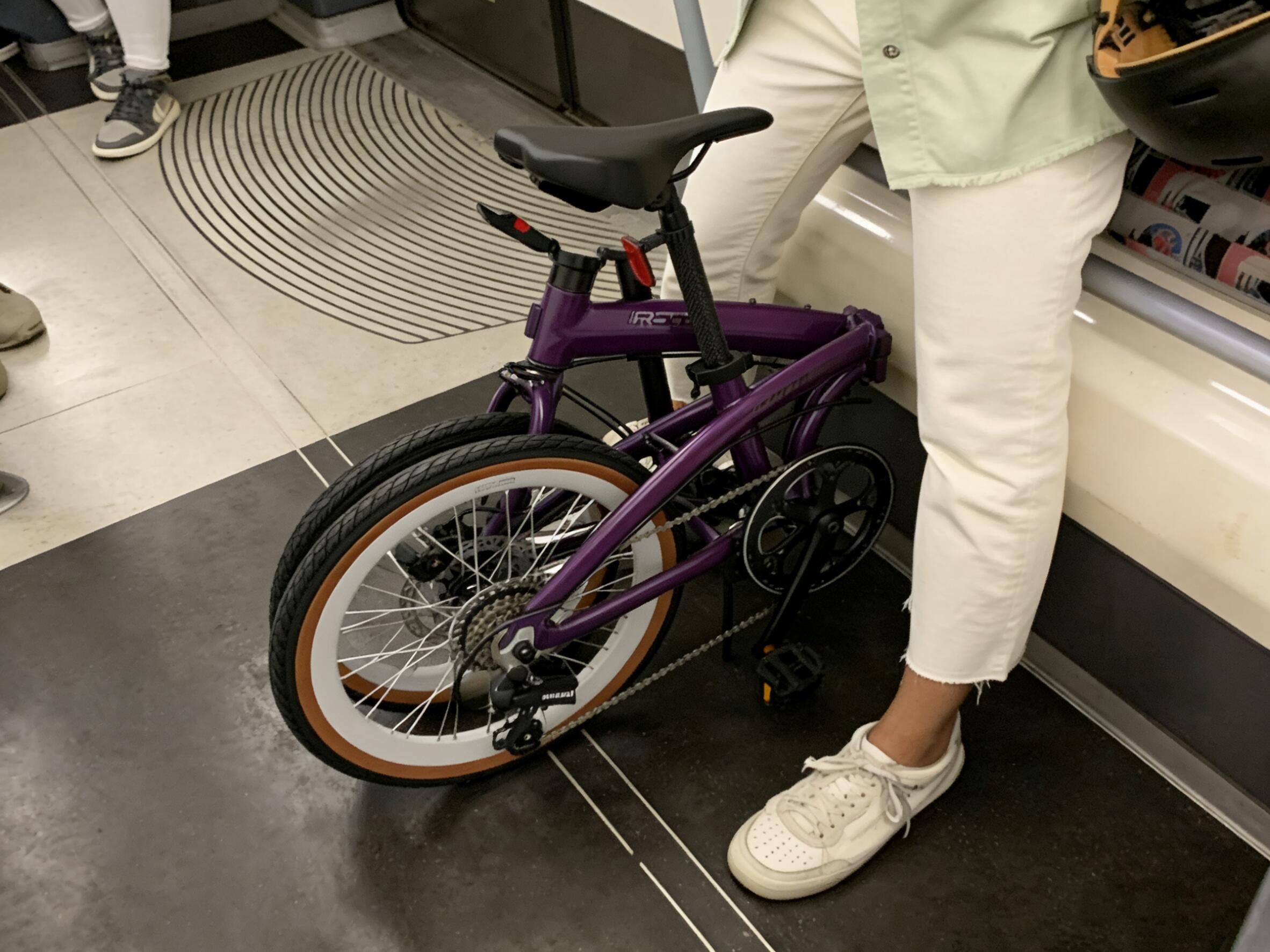 Folding bike 20" aluminium, 7-speed, disc brakes RCB GK4, age 12+ RCB ...