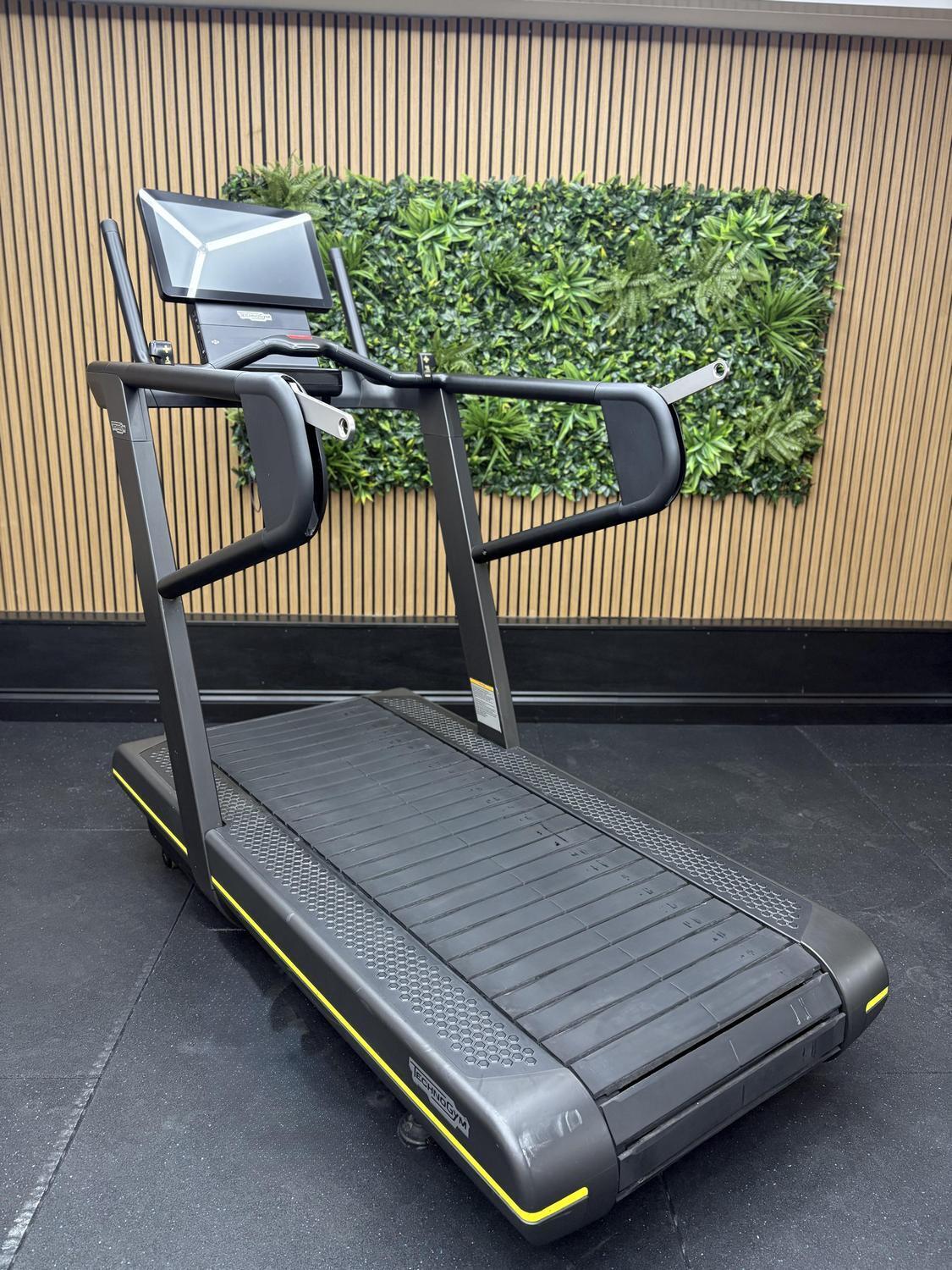 Technogym treadmill | Decathlon