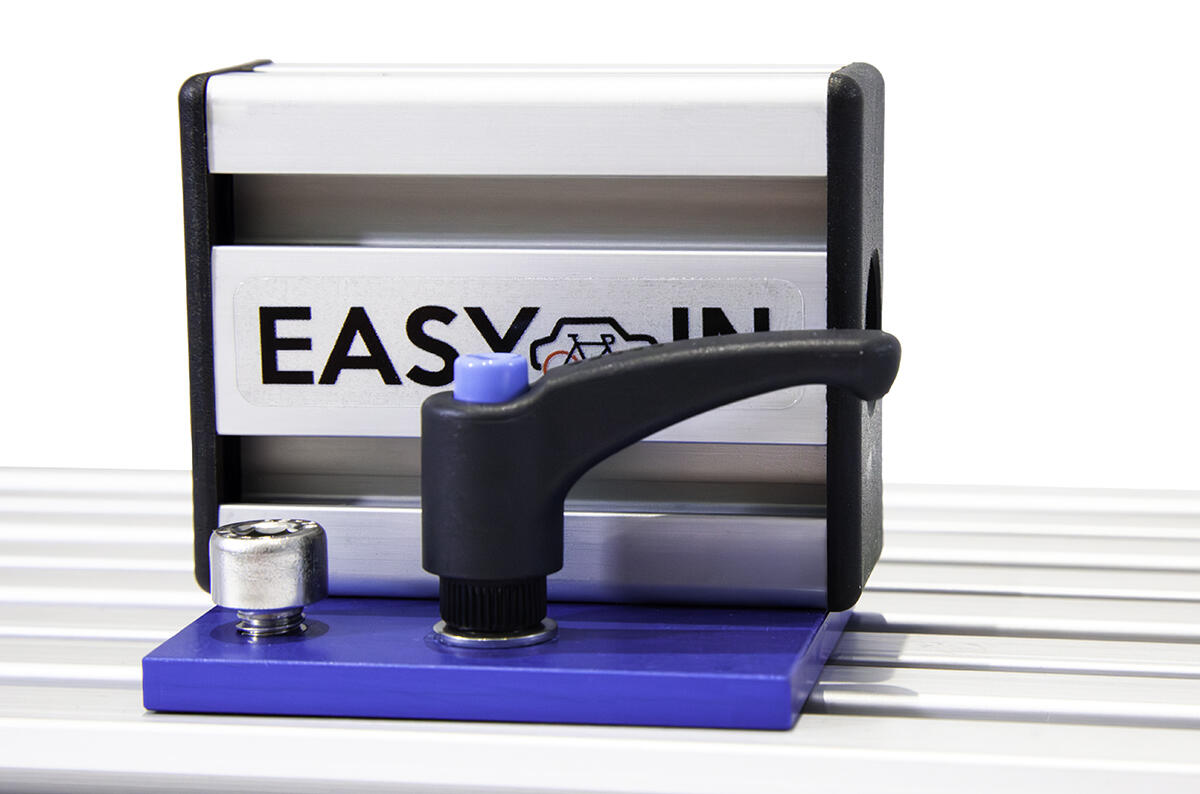UNIVERSELE VORKHOUDER VOOR FIETSENDRAGER EASYIN | Decathlon