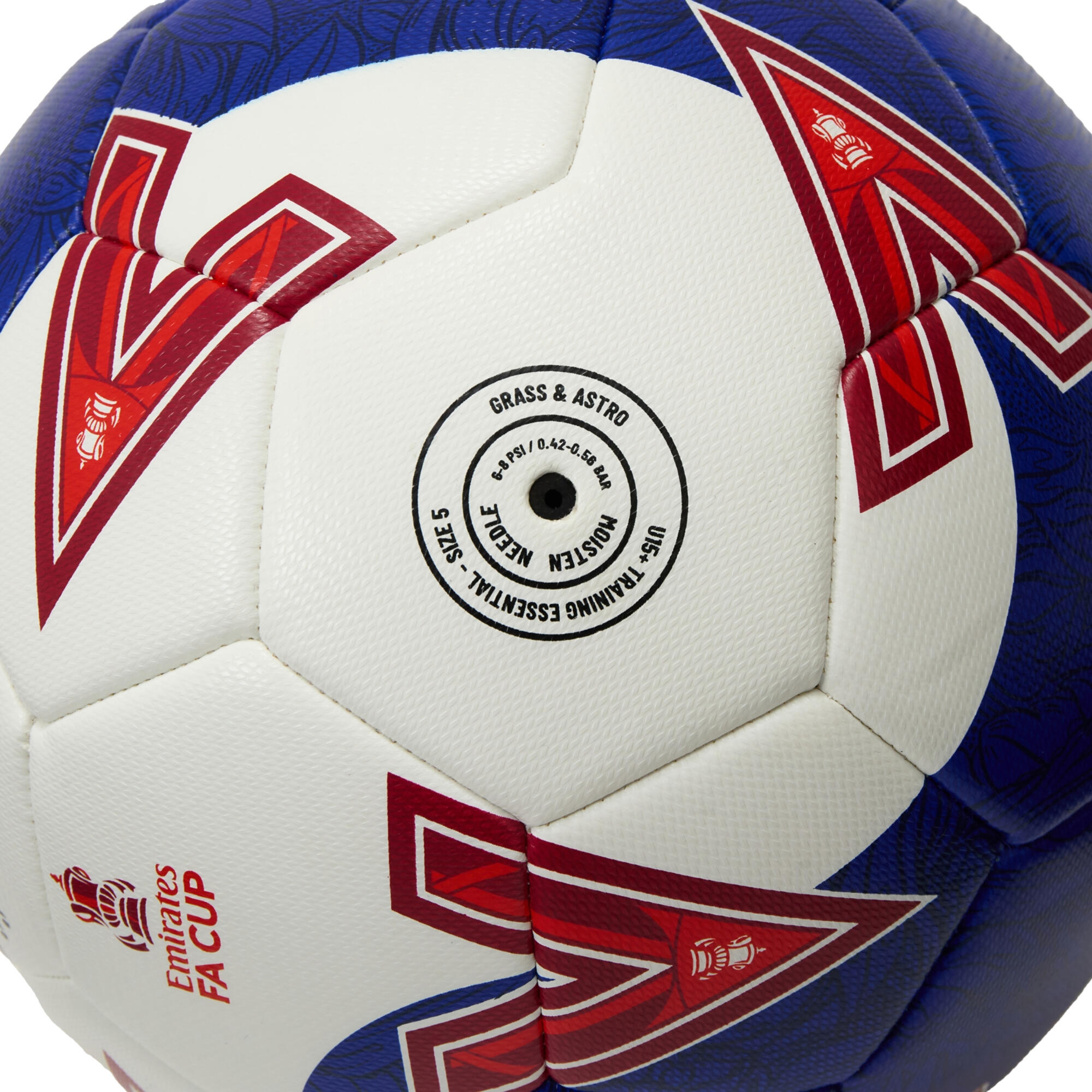 FA Cup Train 25/26 Football (White/Blue/Red) | Decathlon