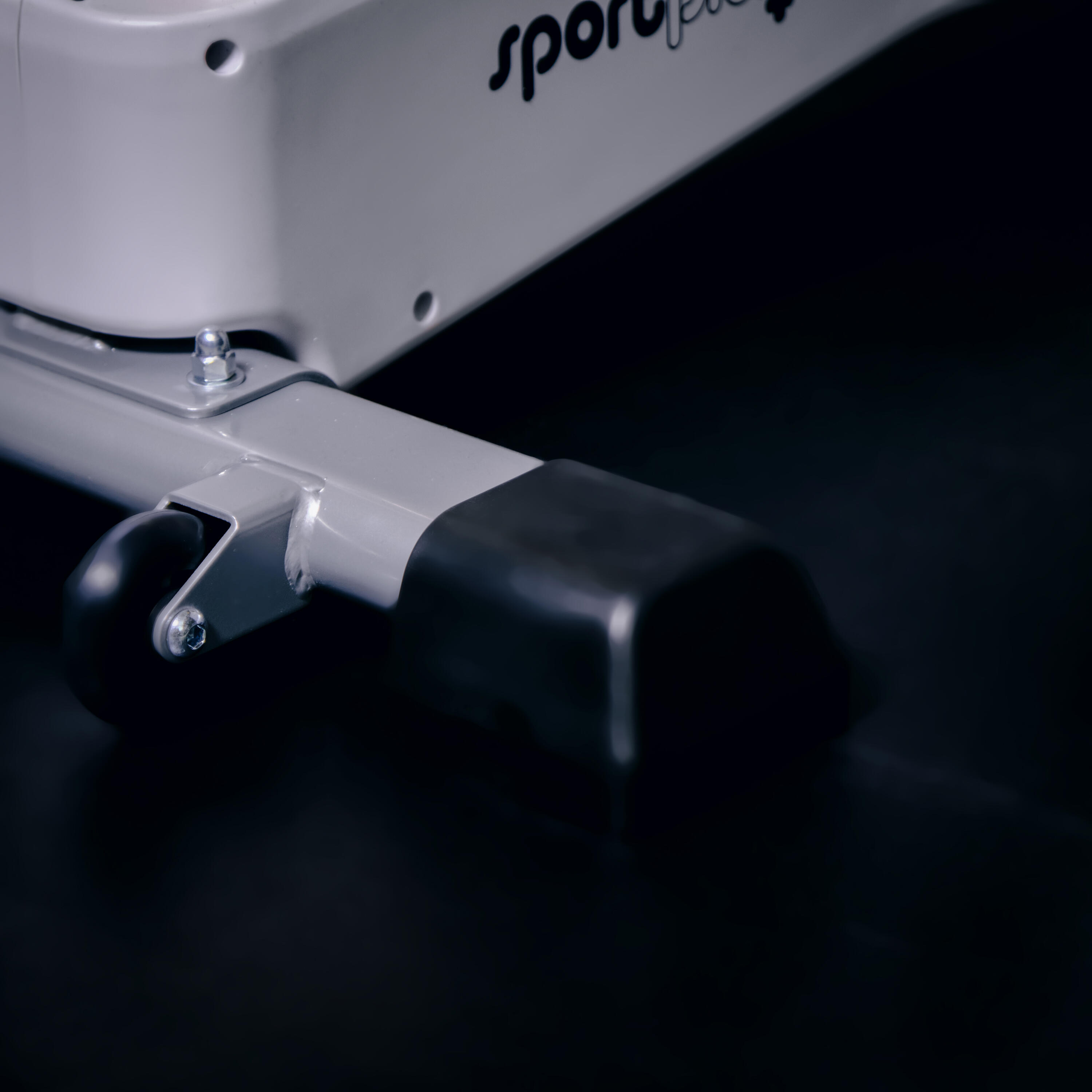 SportPlus Speedbike – Indoor Cycle mit 2in1 Pedalen & Wirbelstrombremse ...