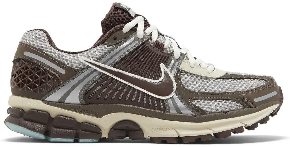Nike Zoom Vomero 5 Earth Fossil (W) NIKE | Decathlon