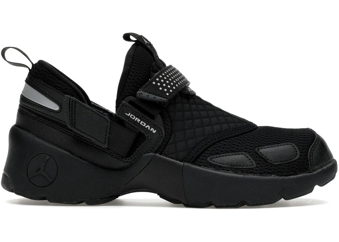 Jordan Women's Trunner LX - Black, Size 40 | Decathlon