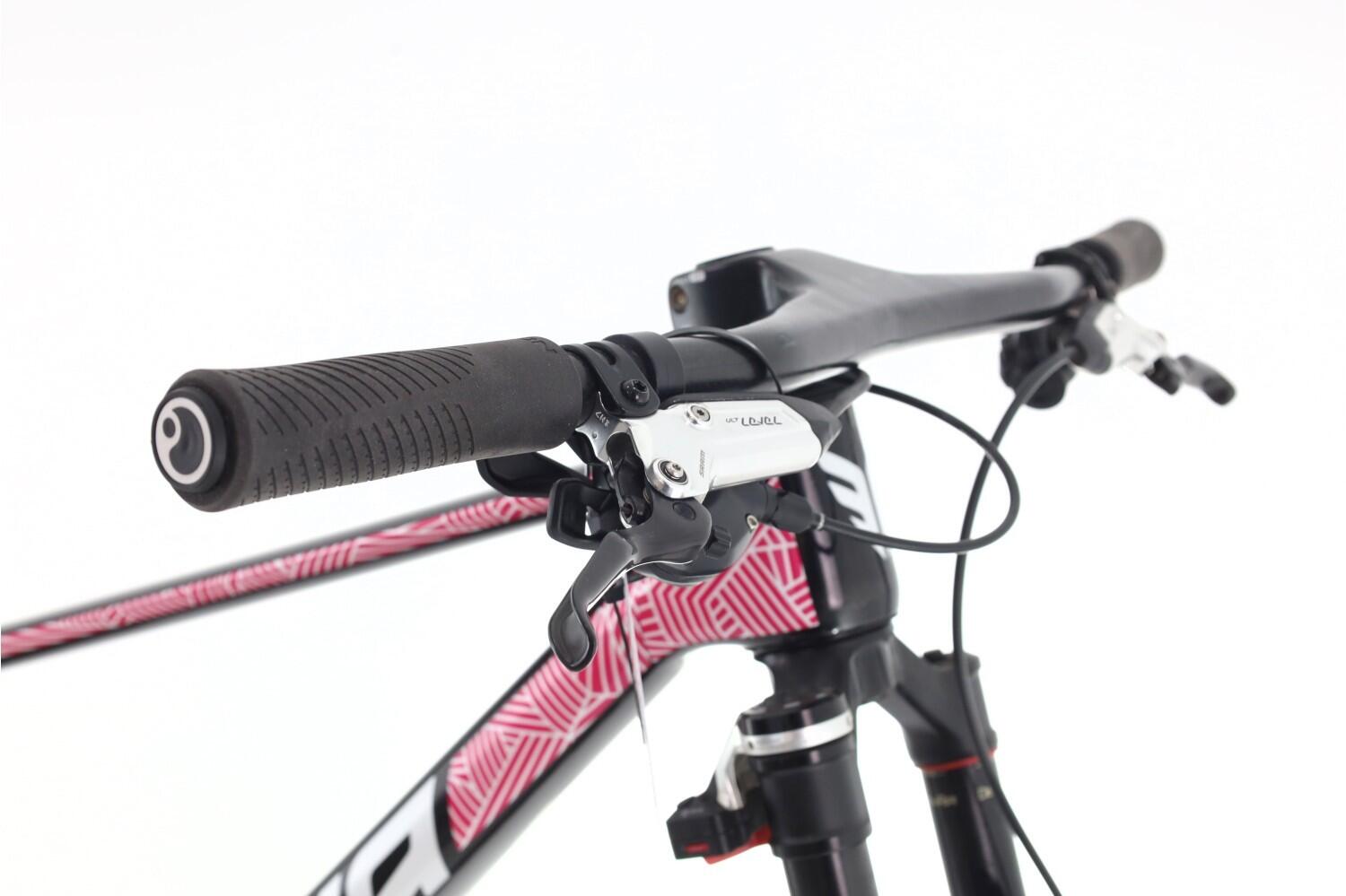 Refurbished MTB Fully · Mako BR Flight Attendant GX · Sehr guter ...
