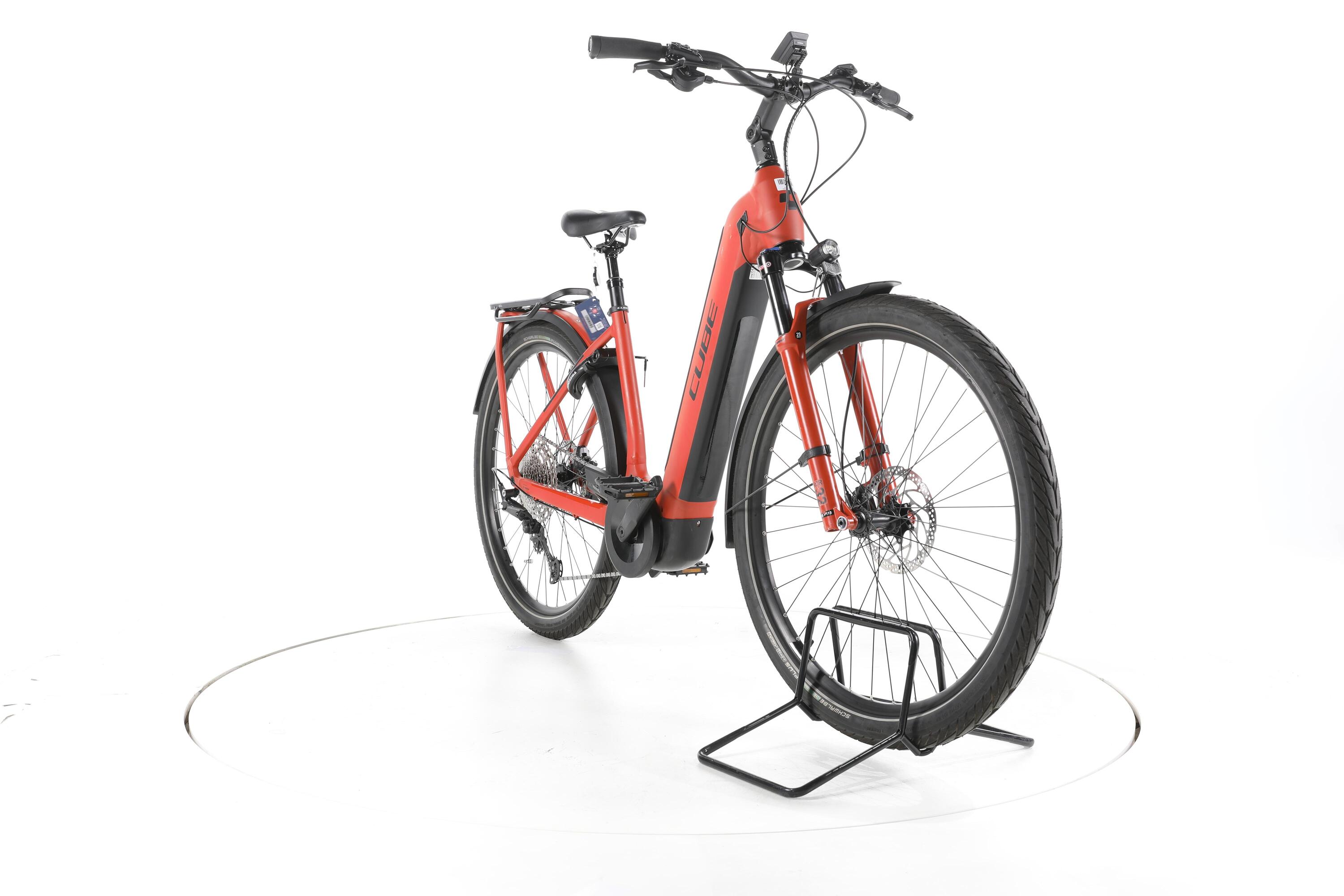 Reconditionné - Cube Kathmandu EXC Trekking E-Bike Entrée basse - Bon ...