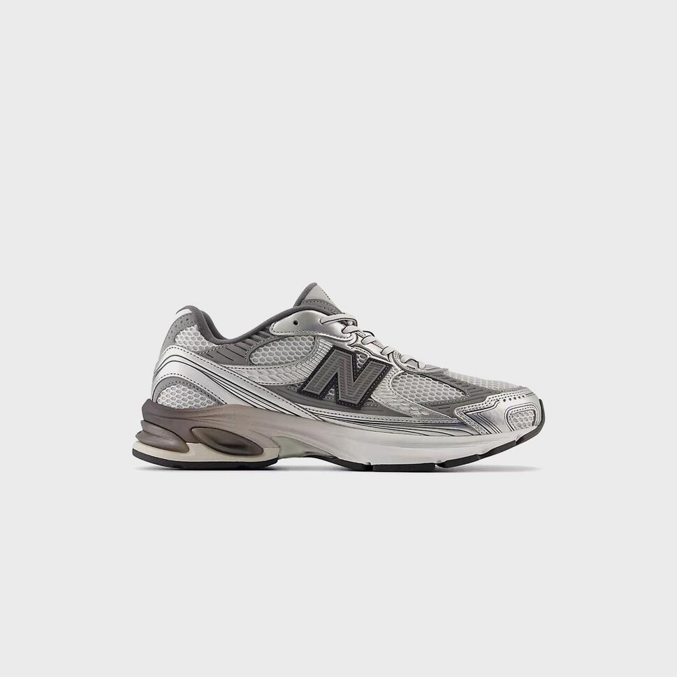 New Balance 2010 men's trainers - Black Metallic Silver Grey | Decathlon